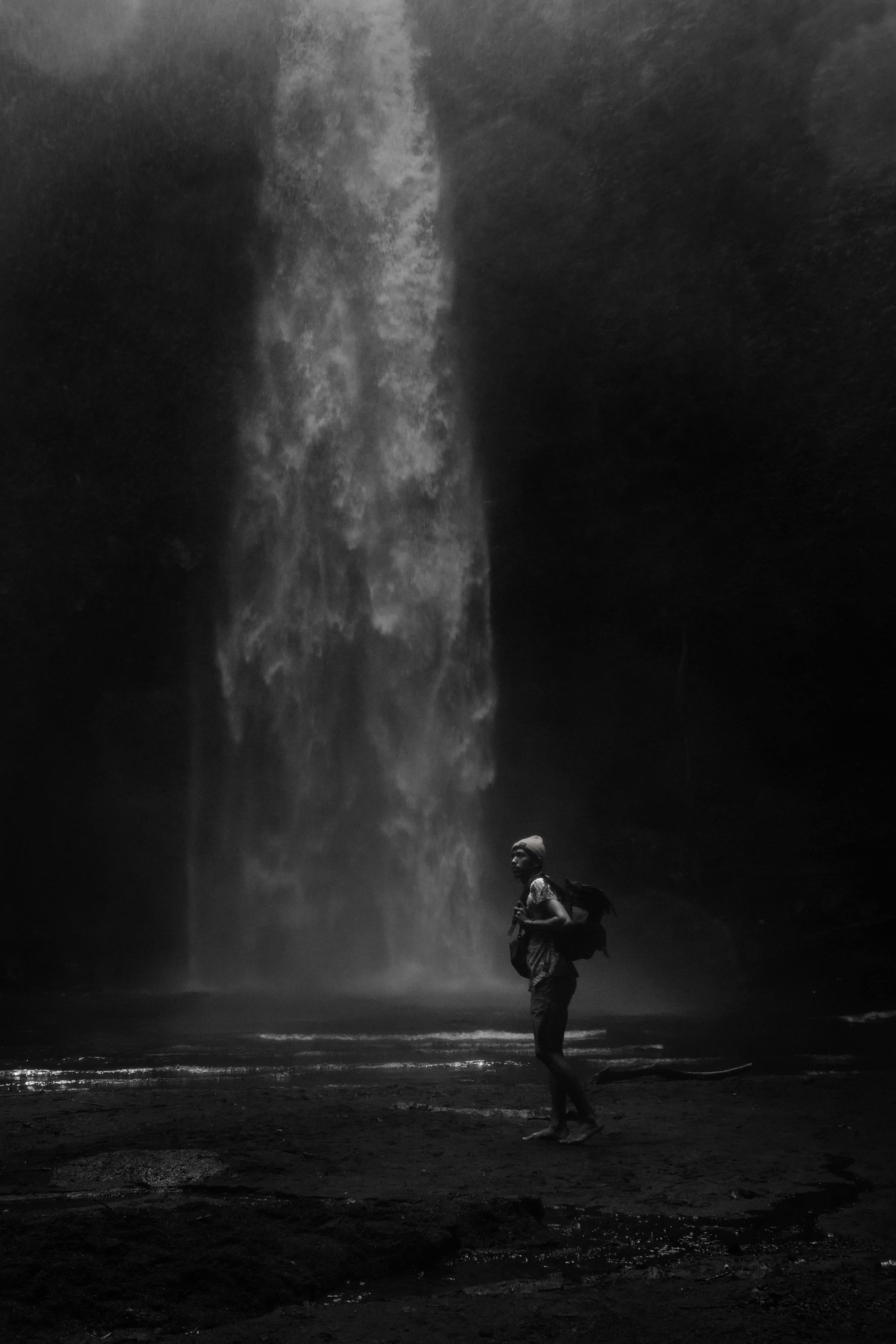 Thin Waterfall Photos, Download The BEST Free Thin Waterfall Stock ...