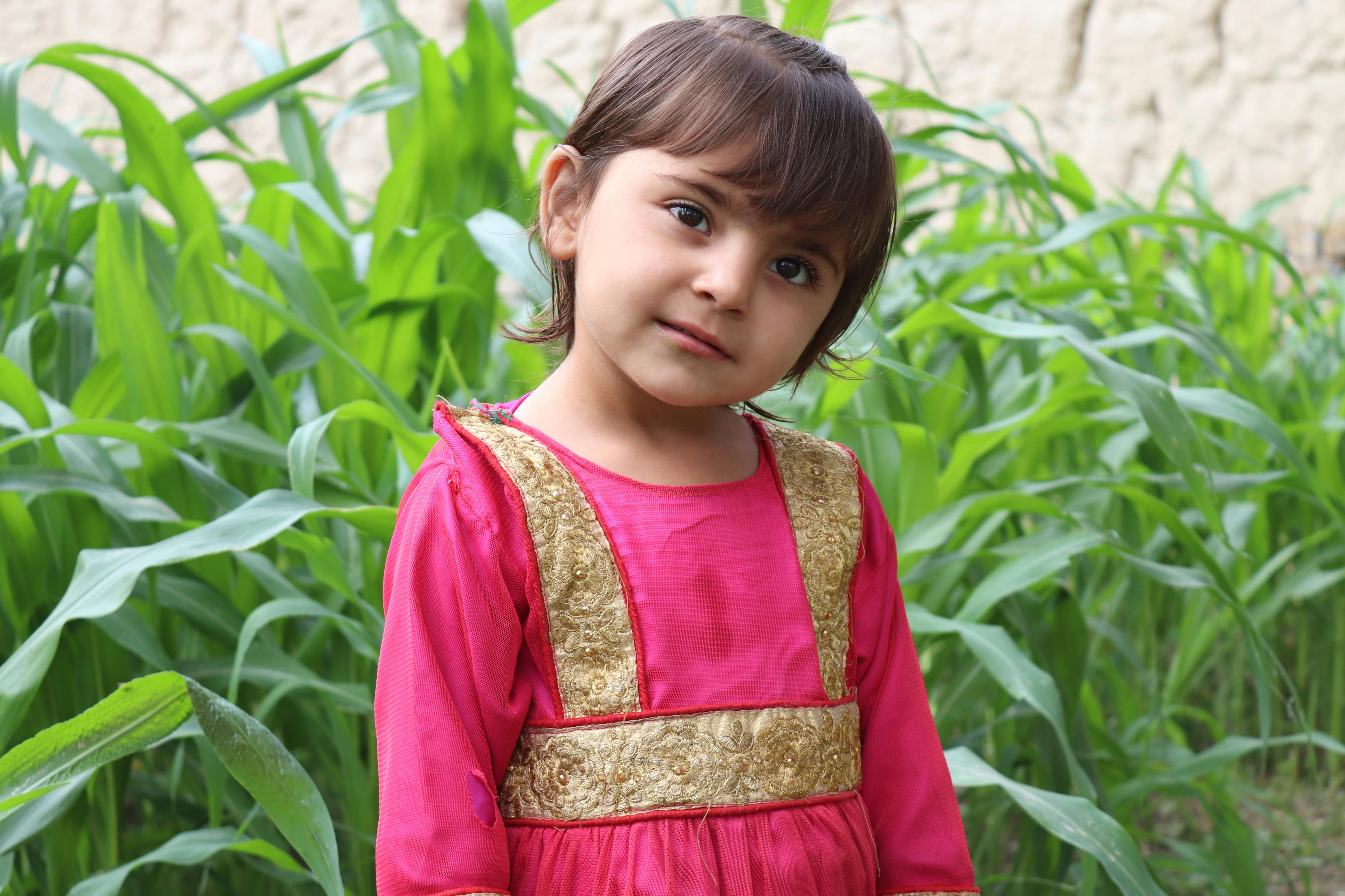 Close-Up Shot of a Cute Girl · Free Stock Photo