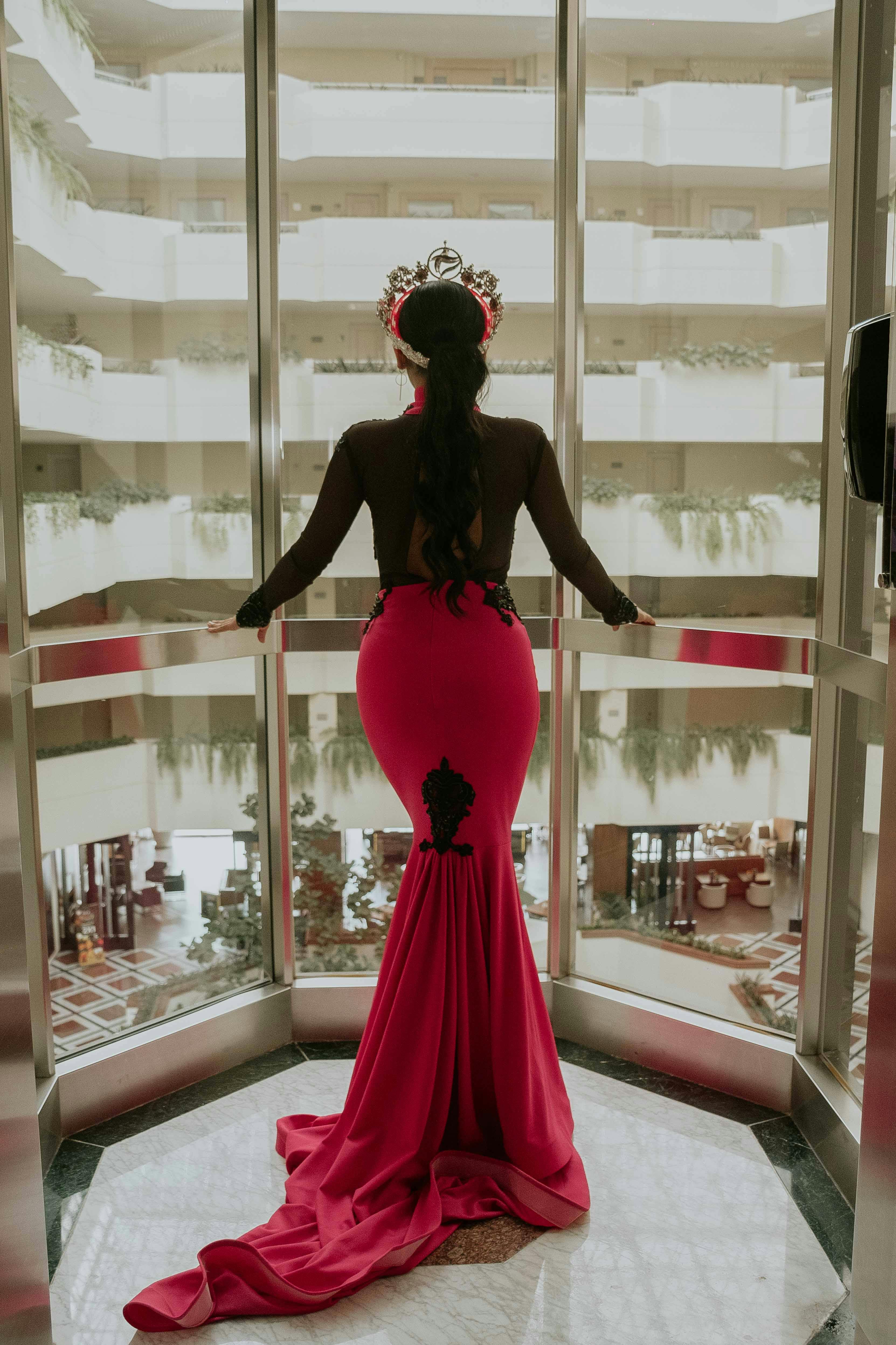 Sexy Alleyway Photos, Download The BEST Free Sexy Alleyway Stock Photos ...