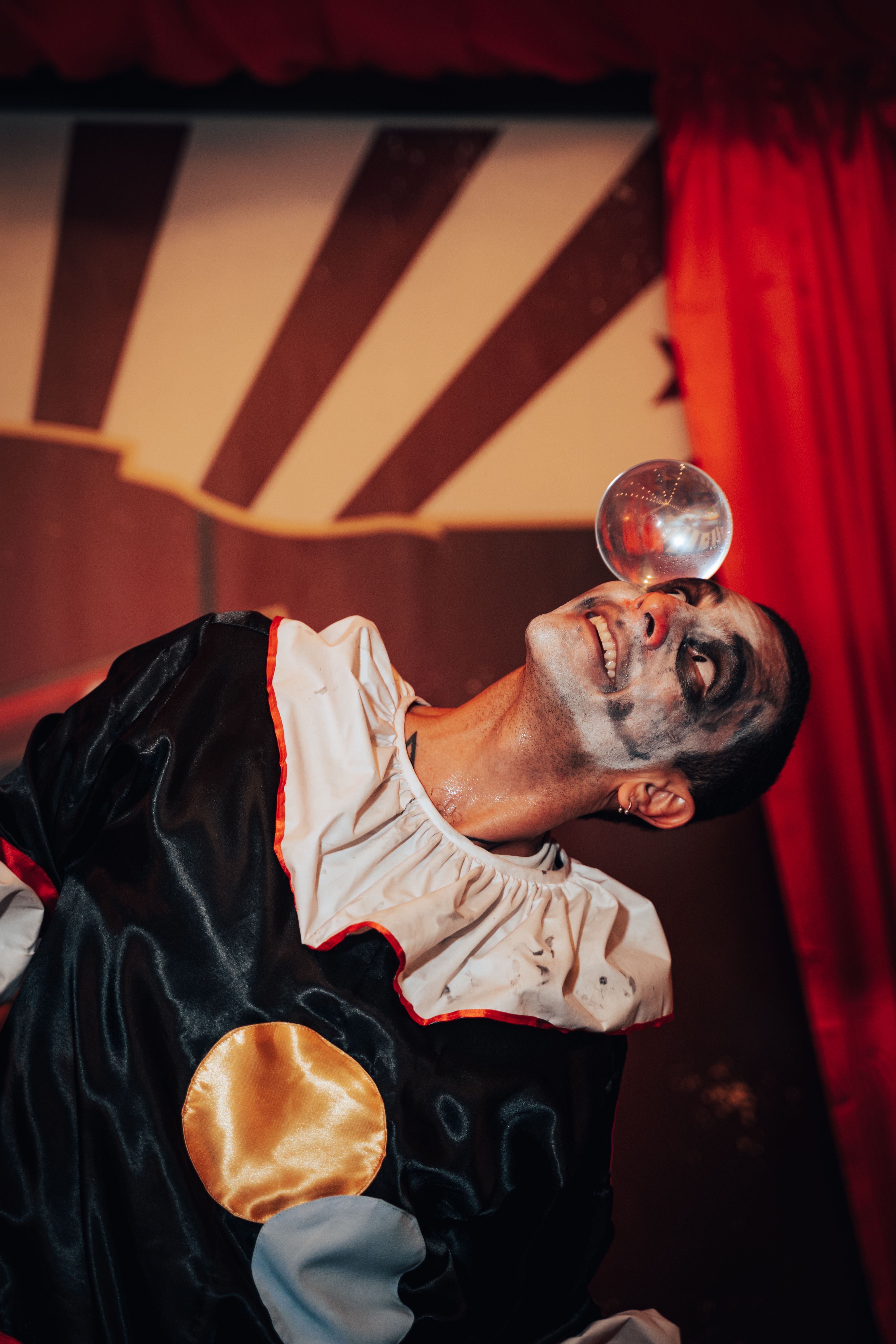 Circus Dancer in Costume · Free Stock Photo