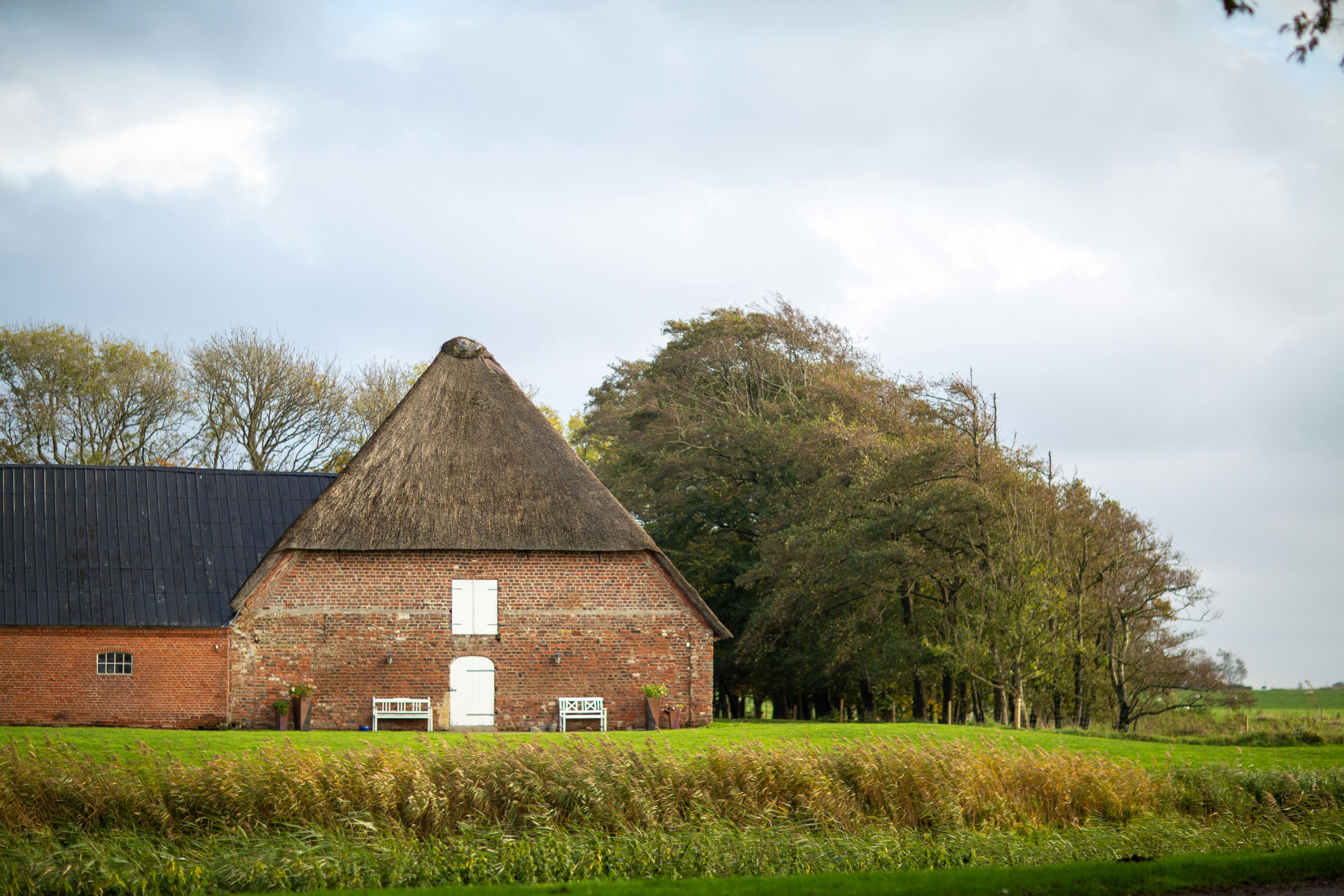 Brick House in a Rural Area · Free Stock Photo