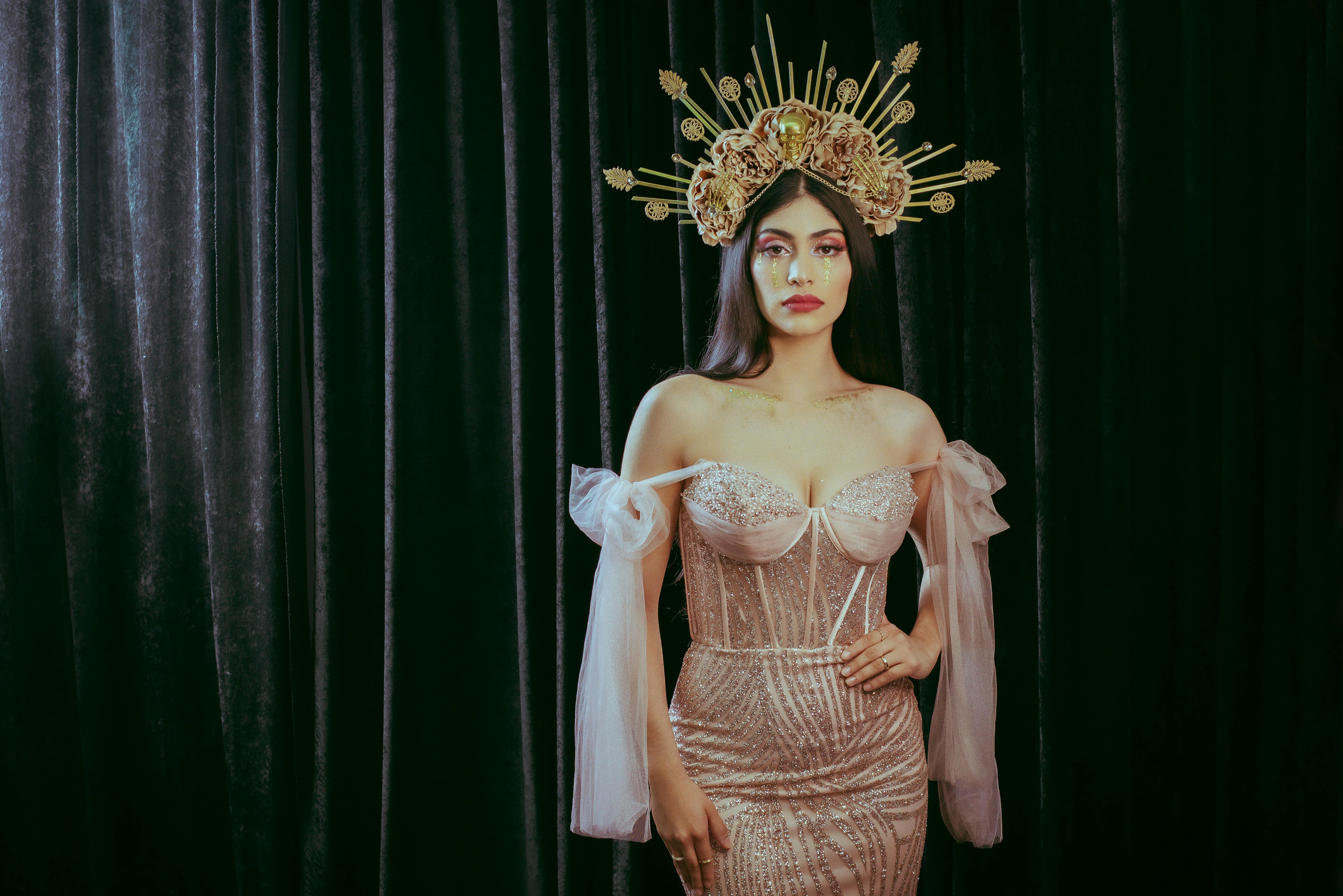 ≫ El Mejor Disfraz De Reina De Corazones Para Ser La Reina De La Fiesta