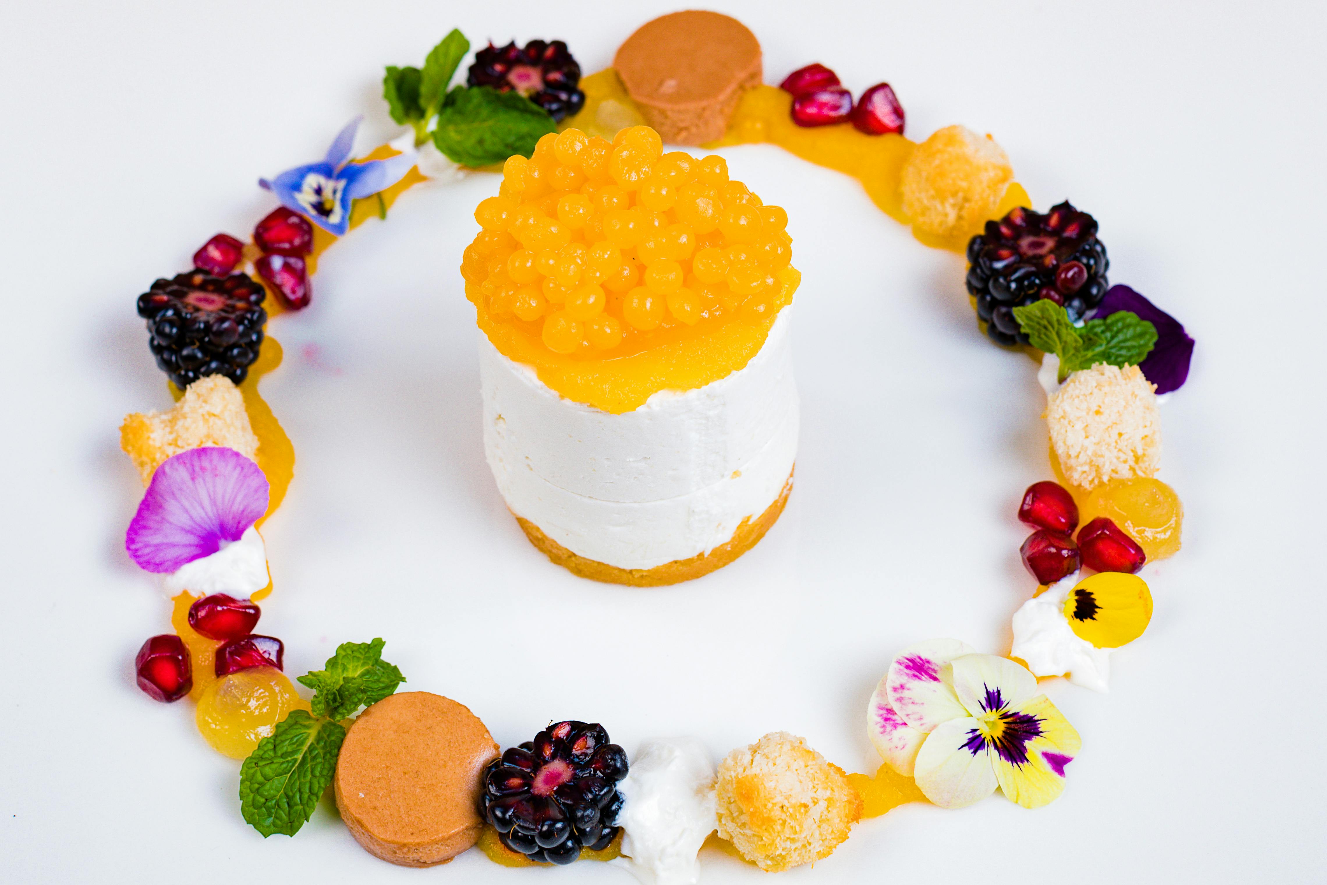 Surrounded By Food Photos, Download The BEST Free Surrounded By Food ...