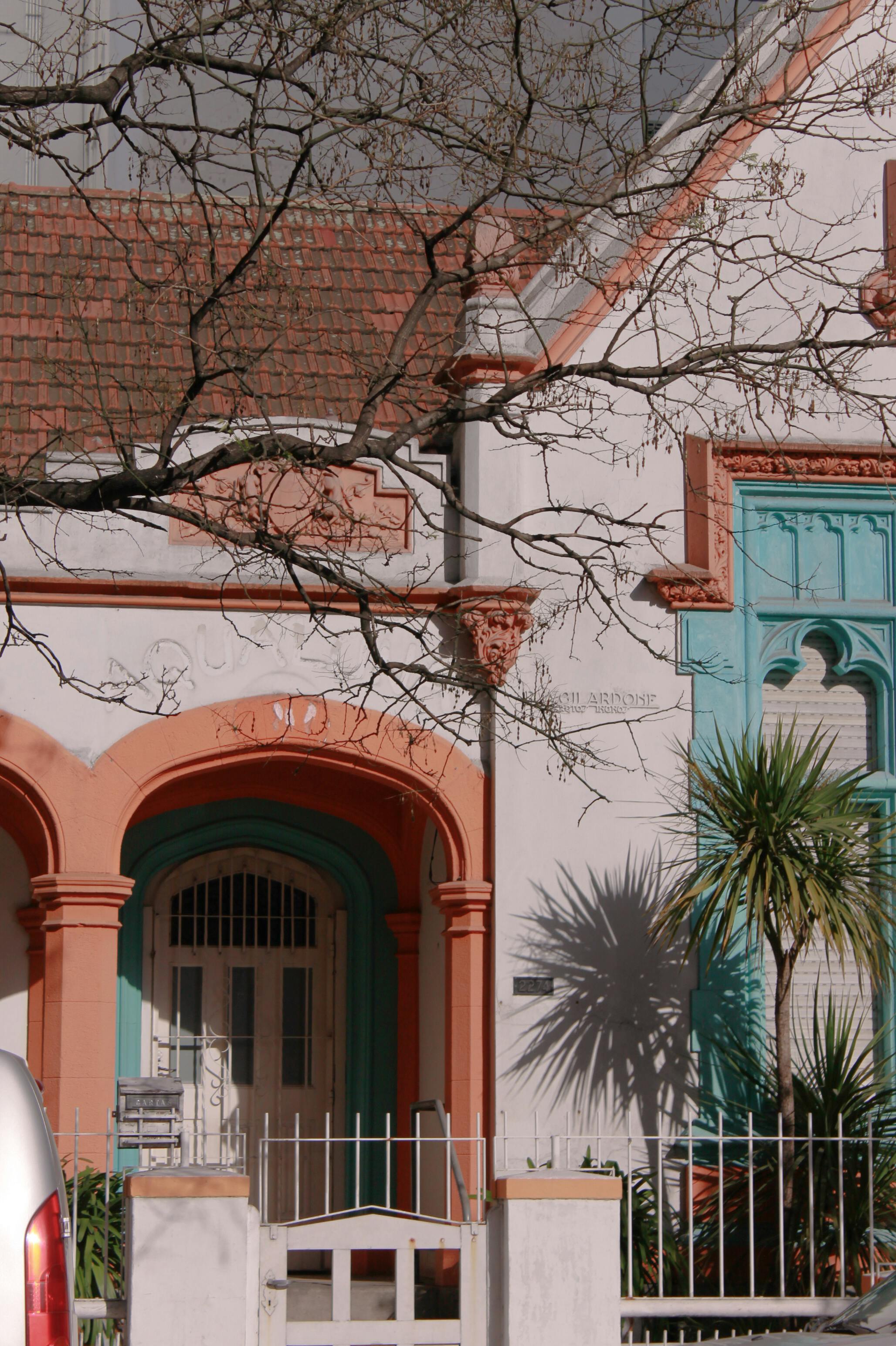 Facade and Arcade of a Modern Building in City · Free Stock Photo