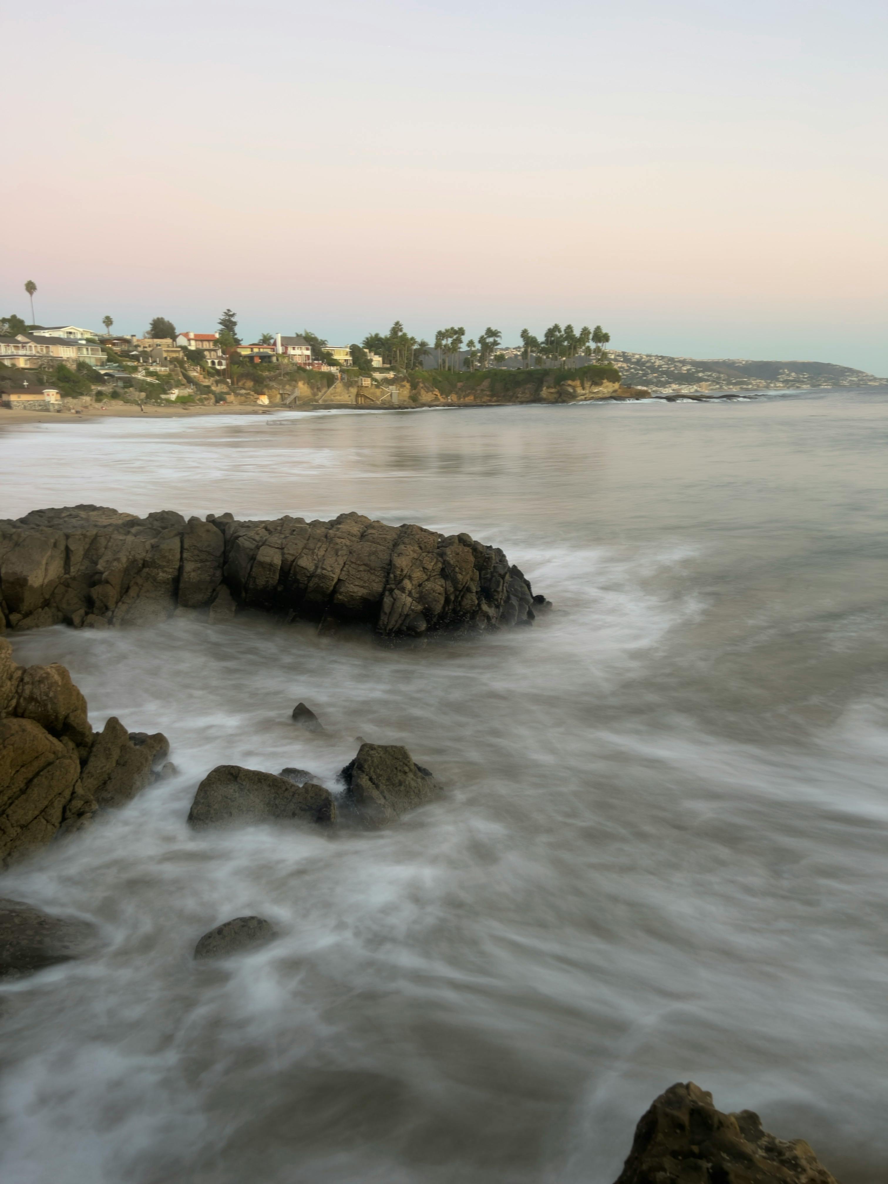 Beach With Rocks · Free Stock Photo