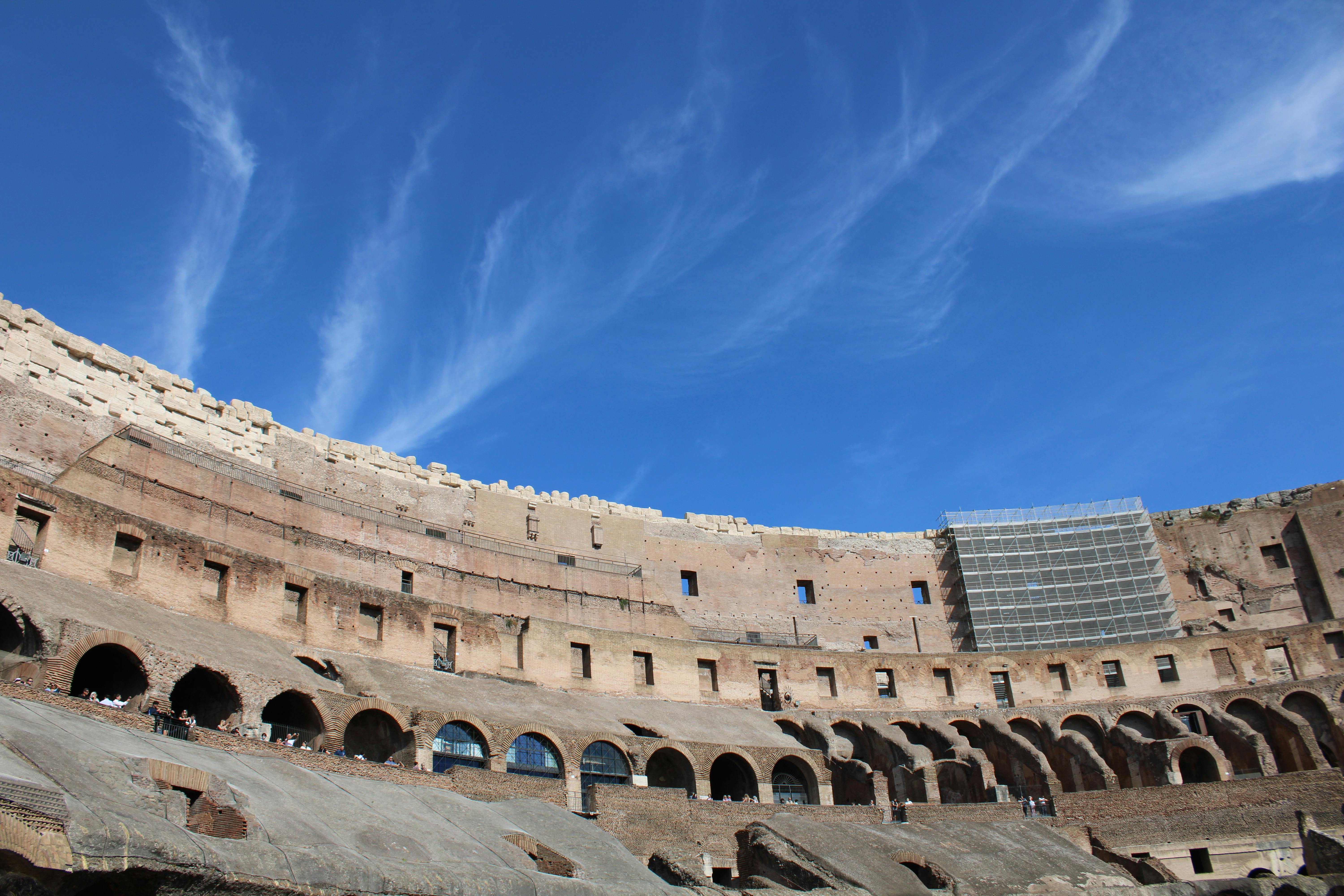 Tier Building Photos, Download The BEST Free Tier Building Stock Photos ...