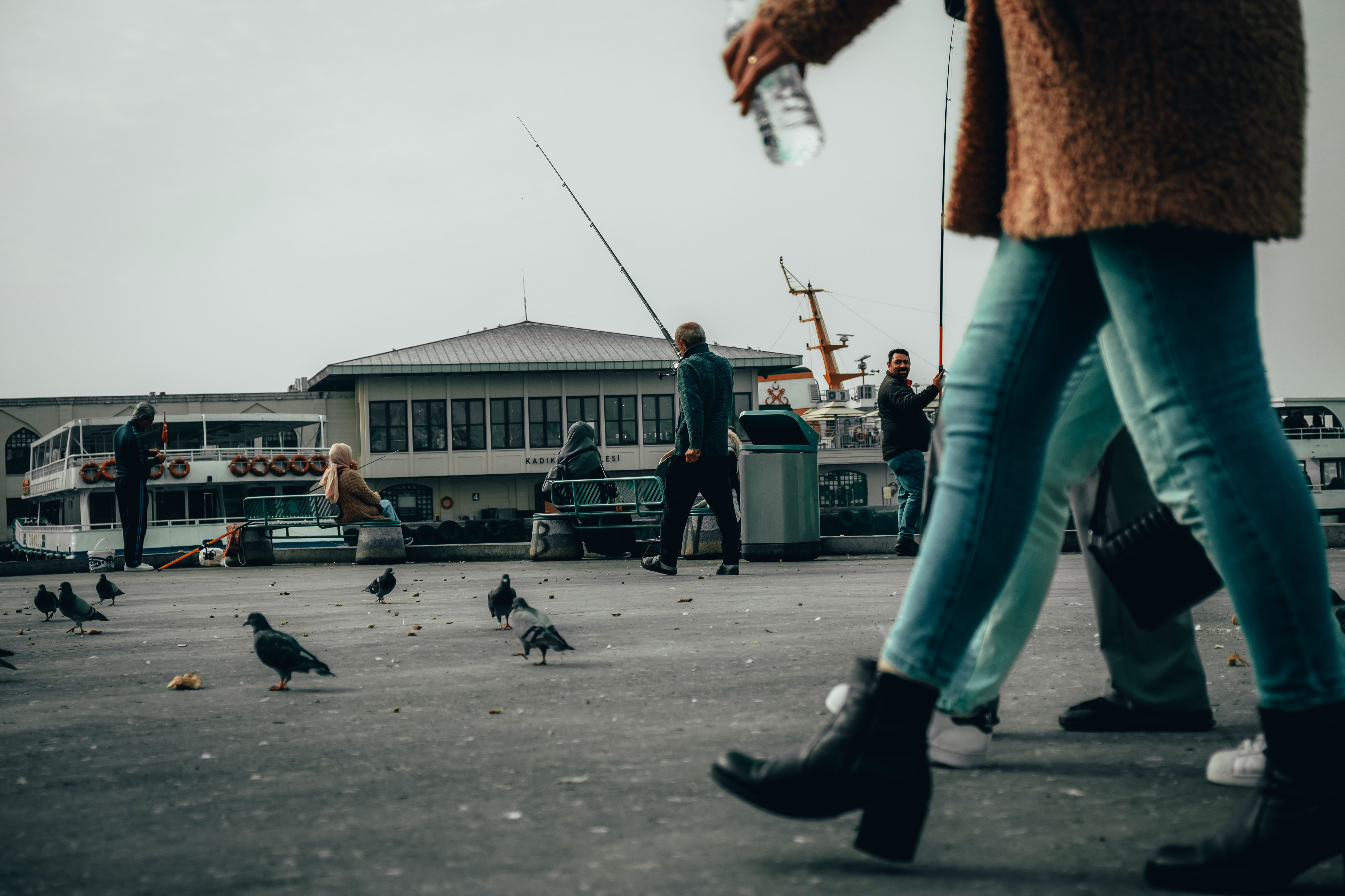People Walking on the Street · Free Stock Photo