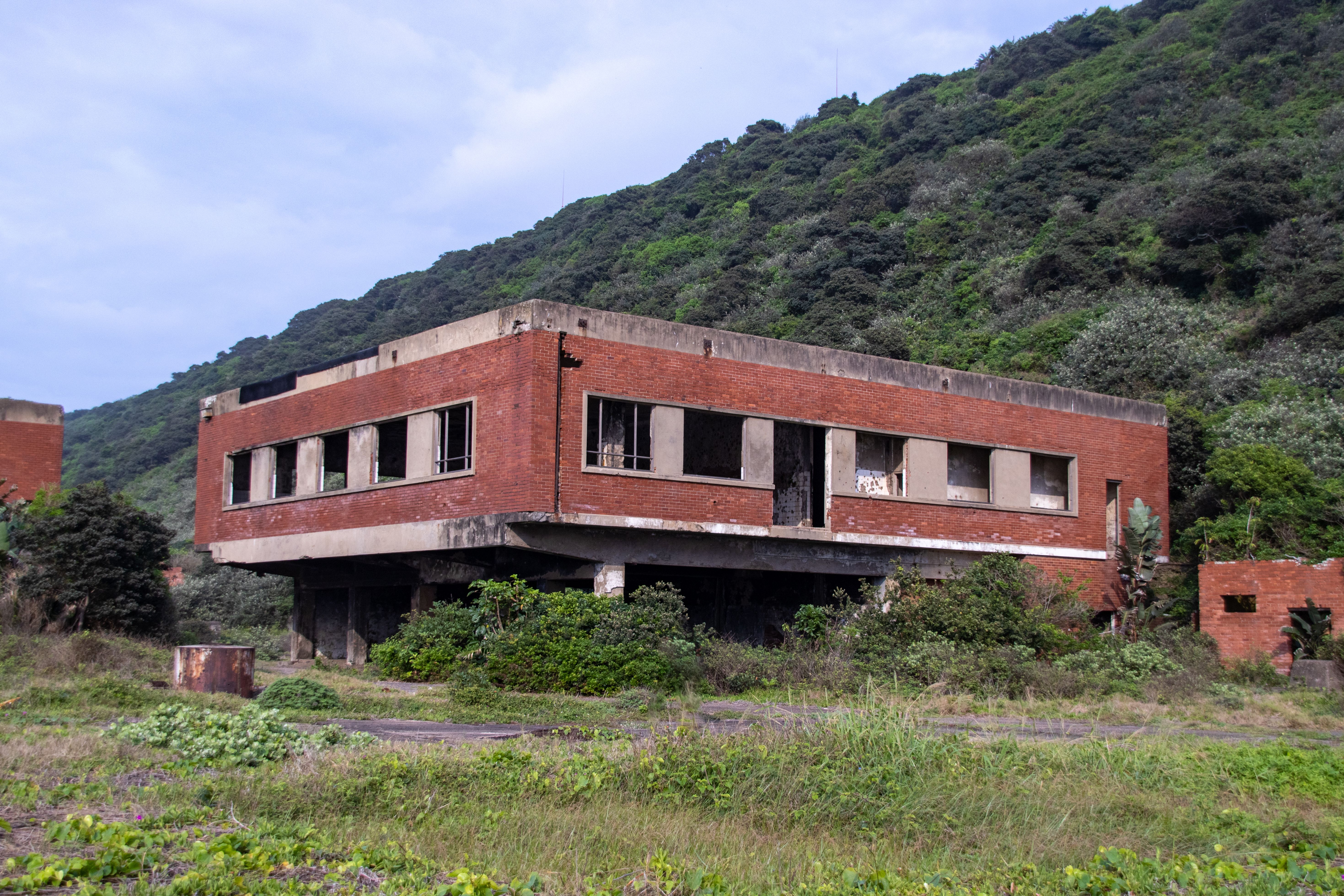 Unfinished Residential Building · Free Stock Photo
