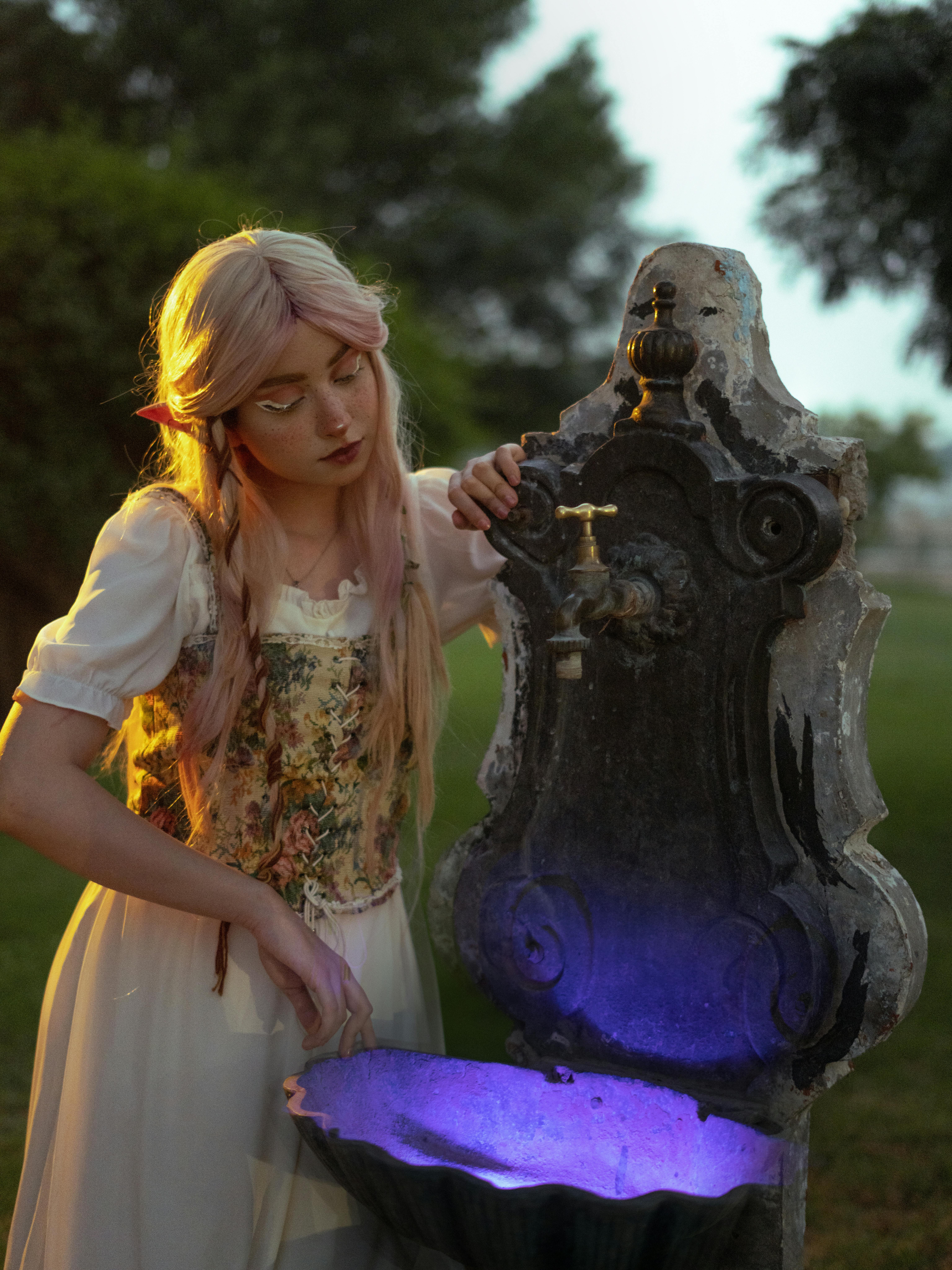 Vampire Woman Holding Fork with Heart · Free Stock Photo