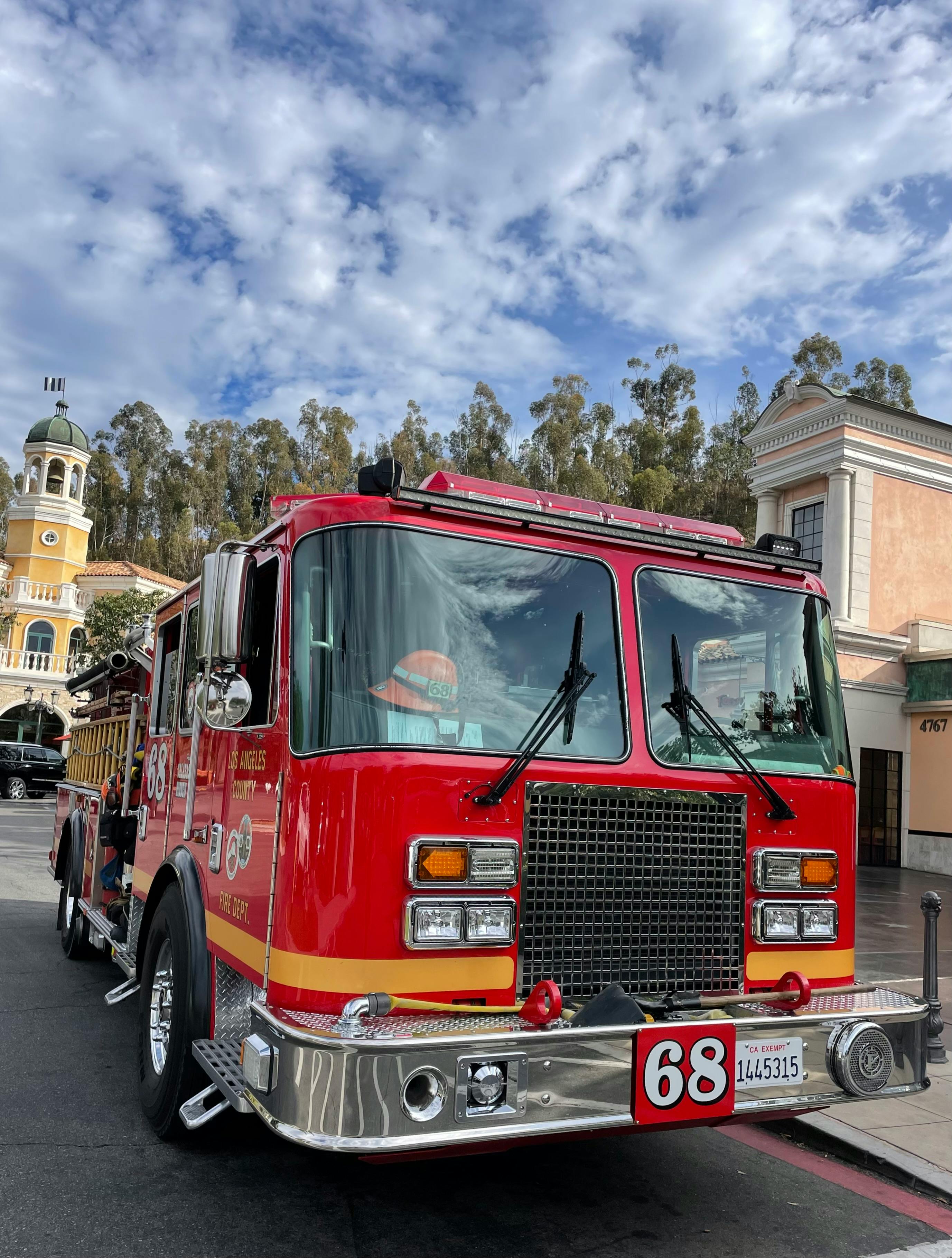 Front of a Spanish Fire Engine · Free Stock Photo