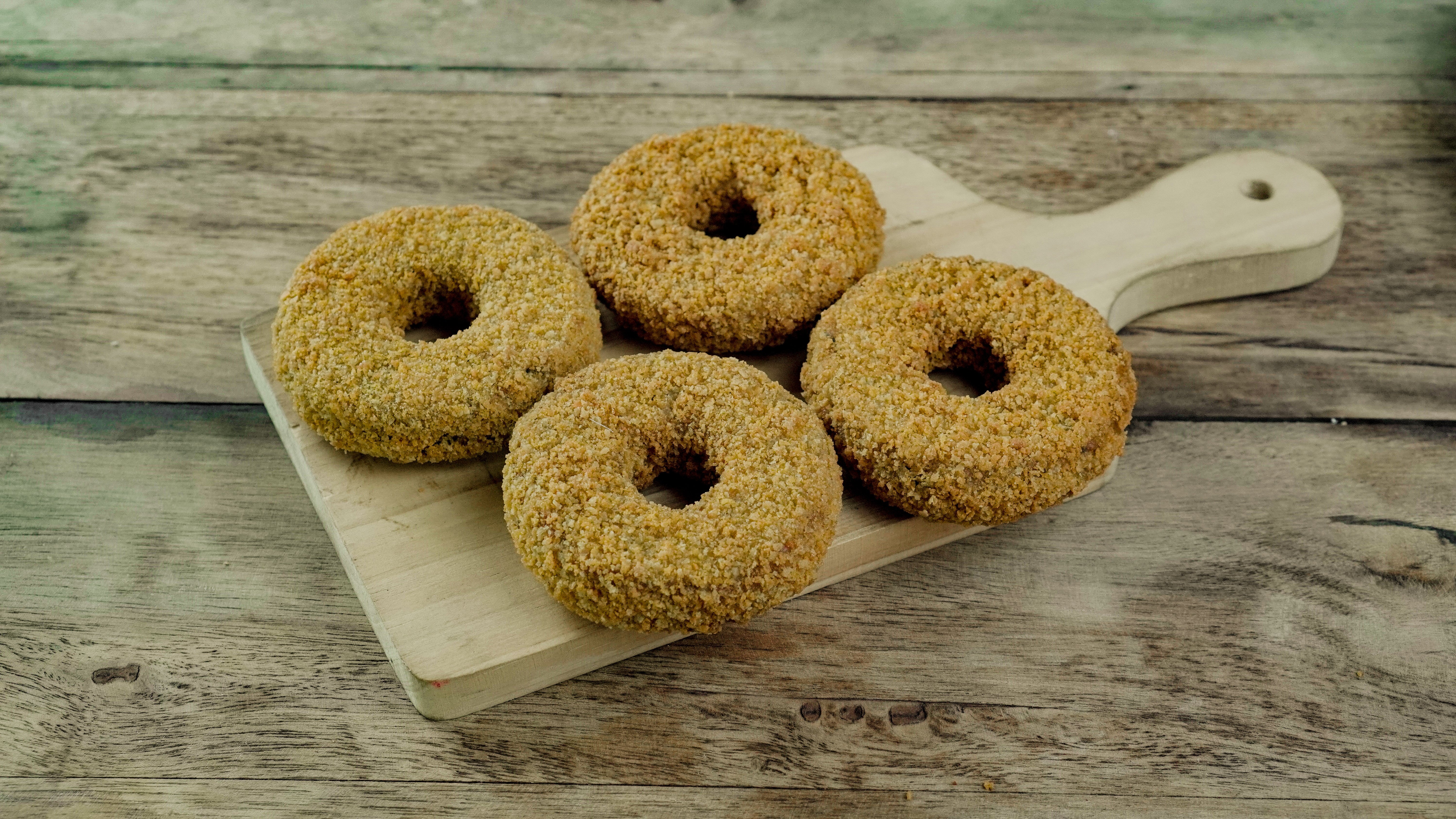 Donuts Cutting Photos, Download The BEST Free Donuts Cutting Stock ...