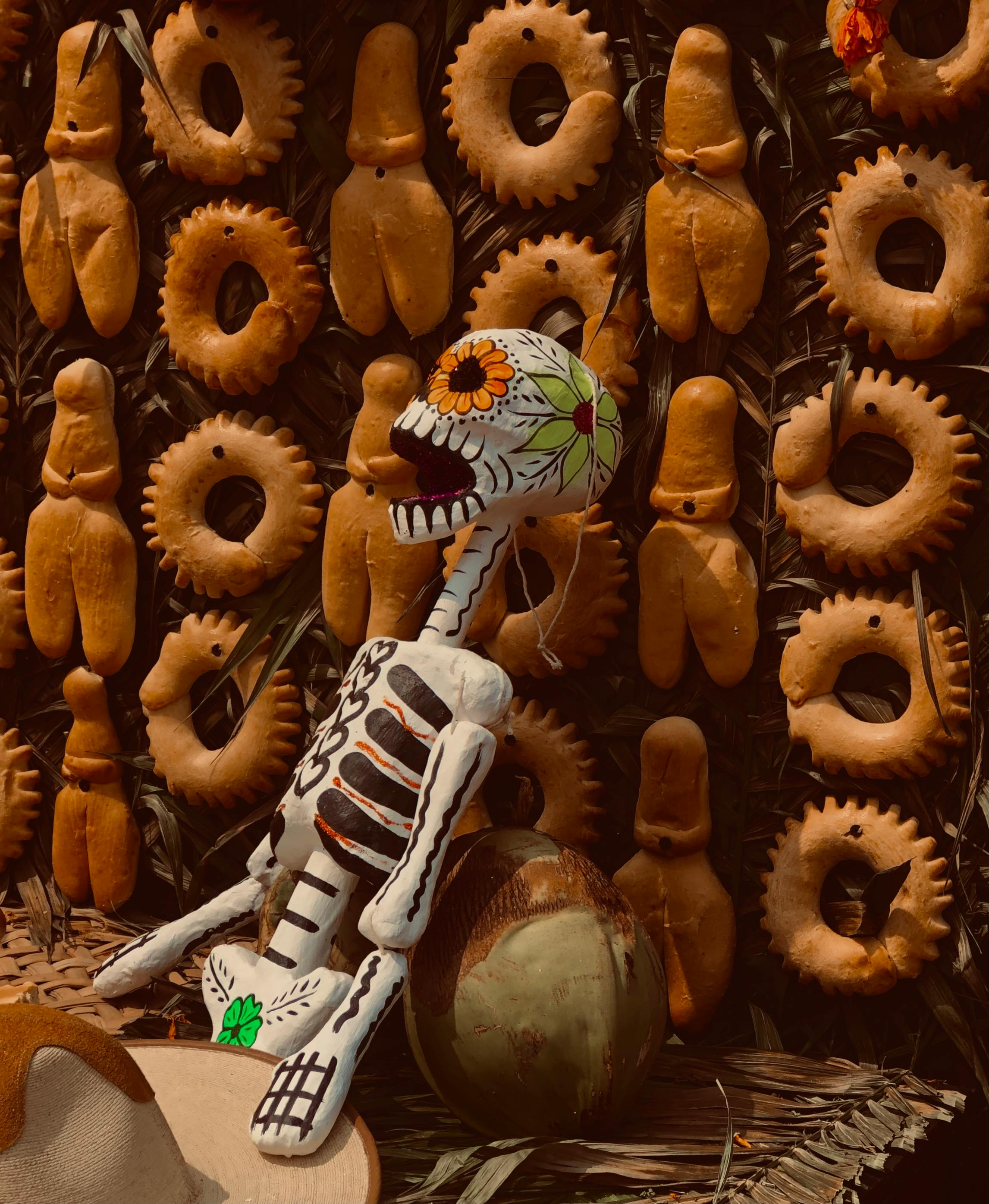 Catrina Statue on a Red Bench · Free Stock Photo