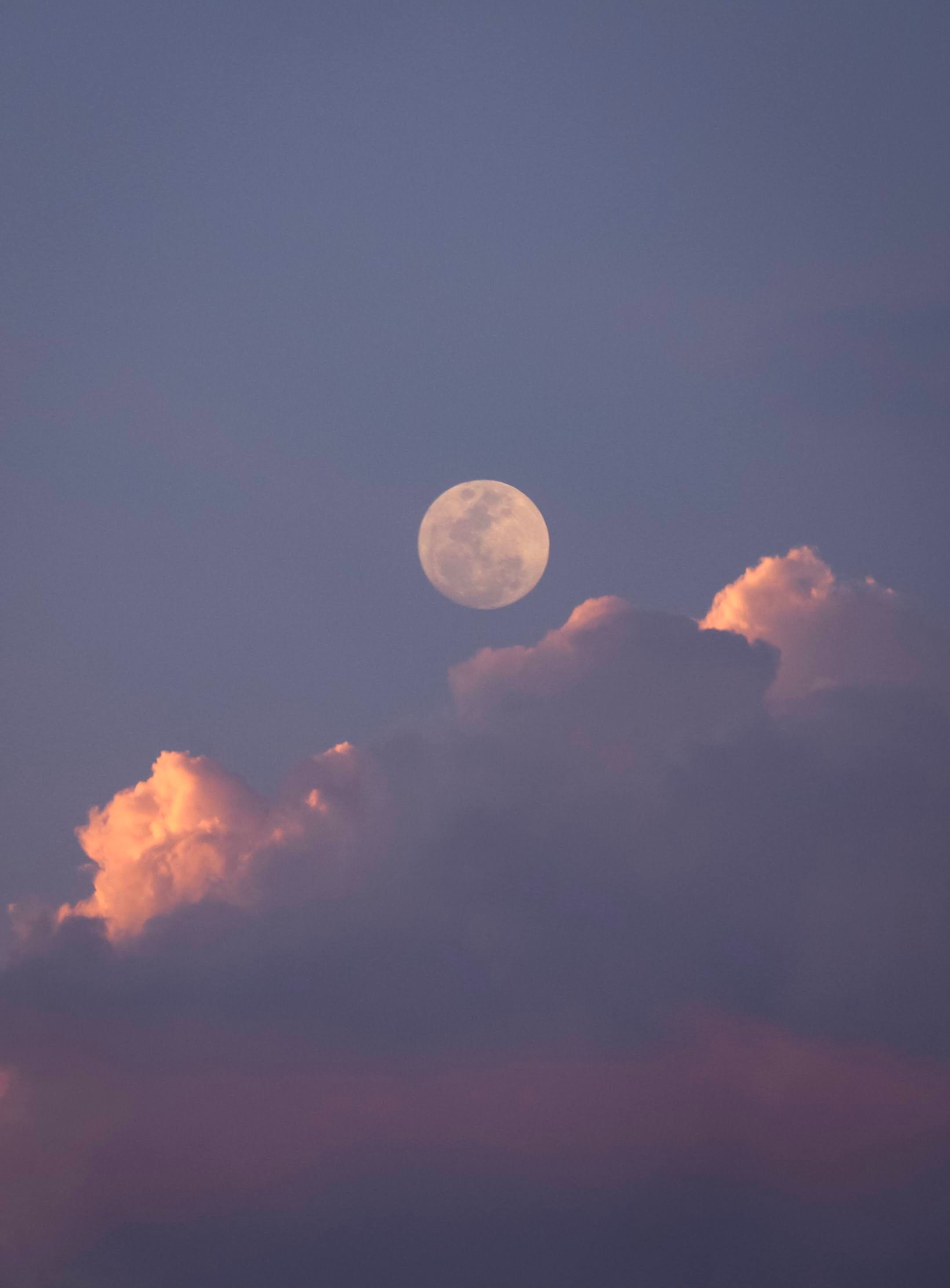 Moon in Night Sky with Clouds · Free Stock Photo