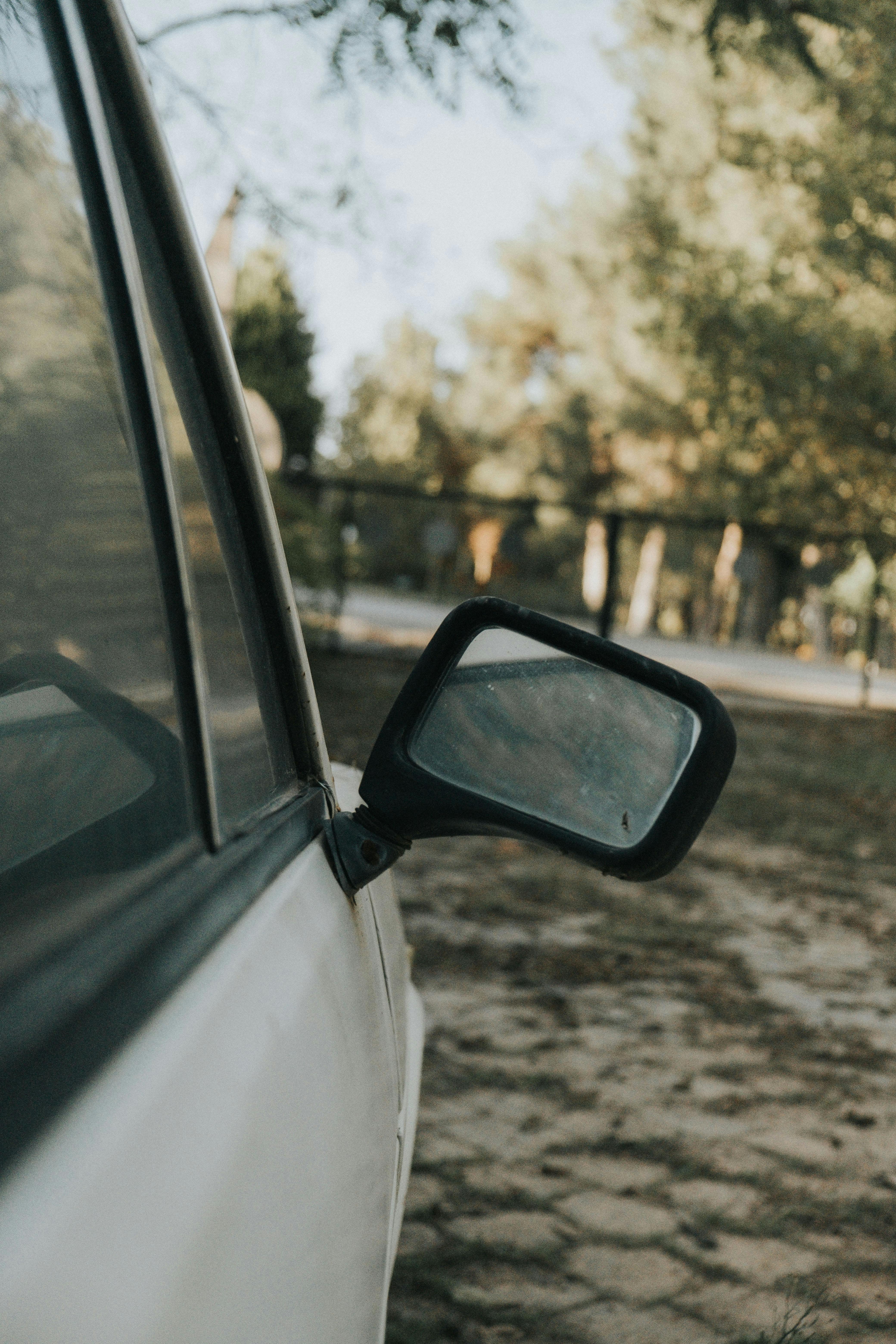 Close-up of the Side of the Car · Free Stock Photo