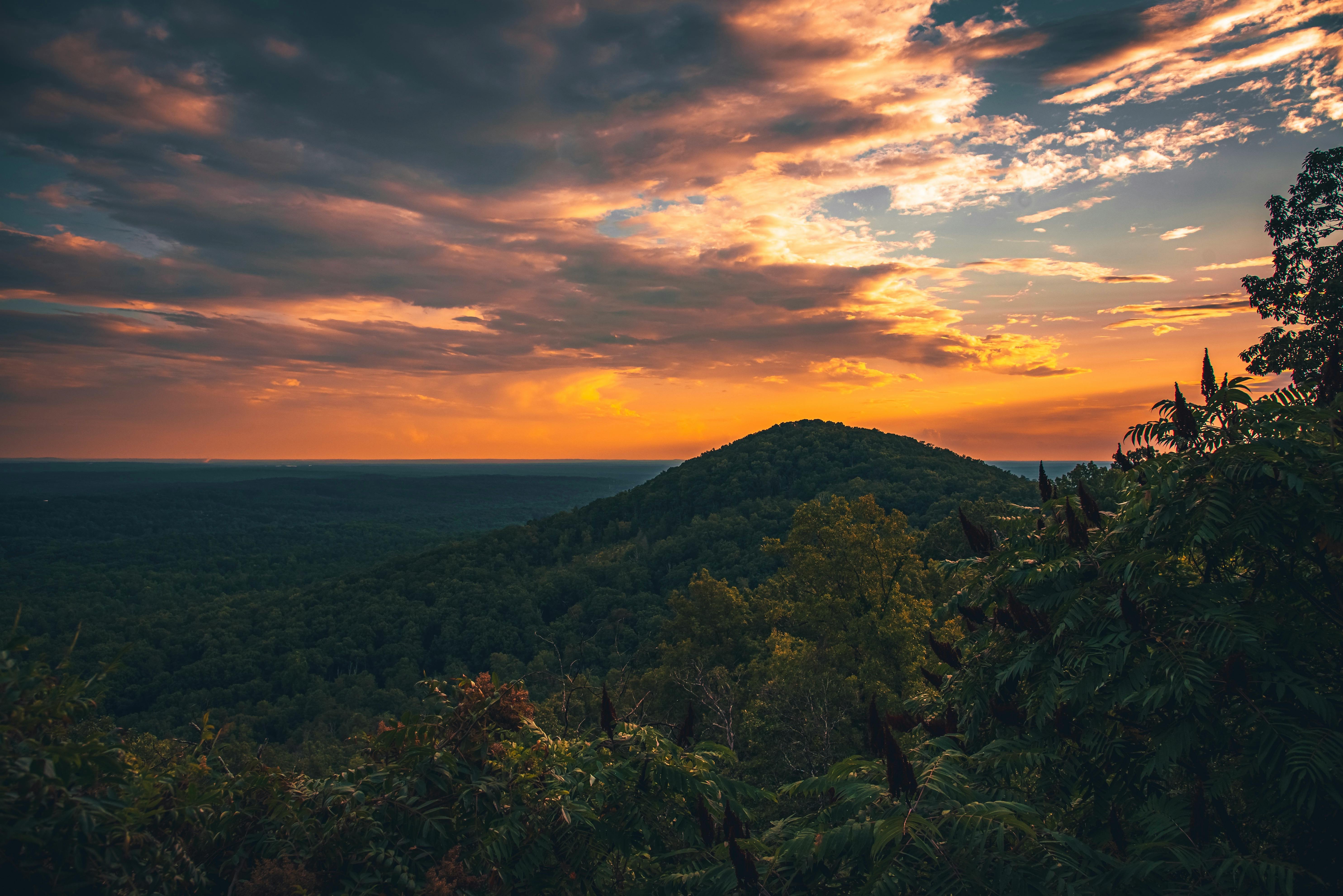 Dramatic Sunset above Mountains in Nature · Free Stock Photo