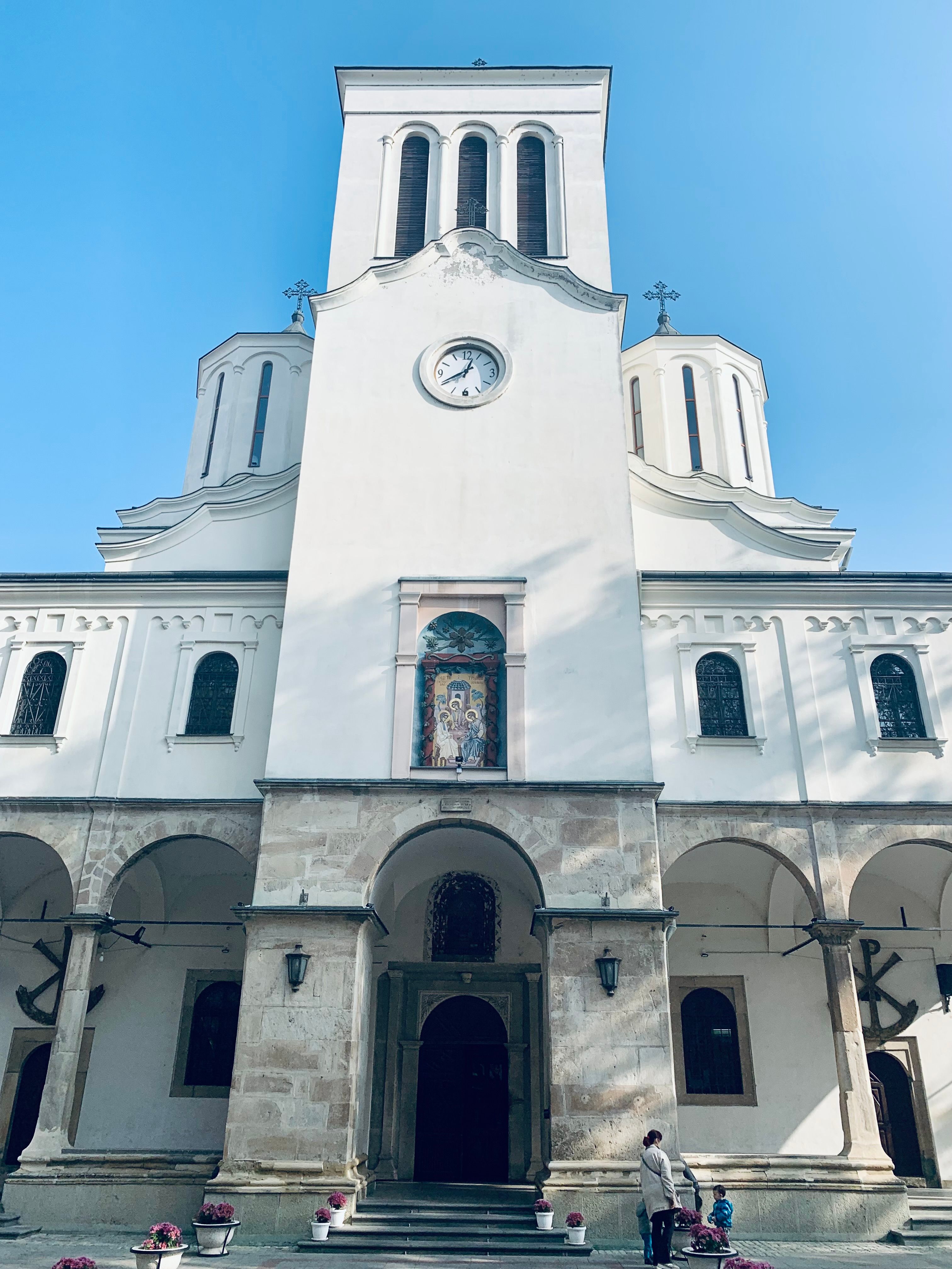 Low-Angle Shot of a Concrete Church Building · Free Stock Photo