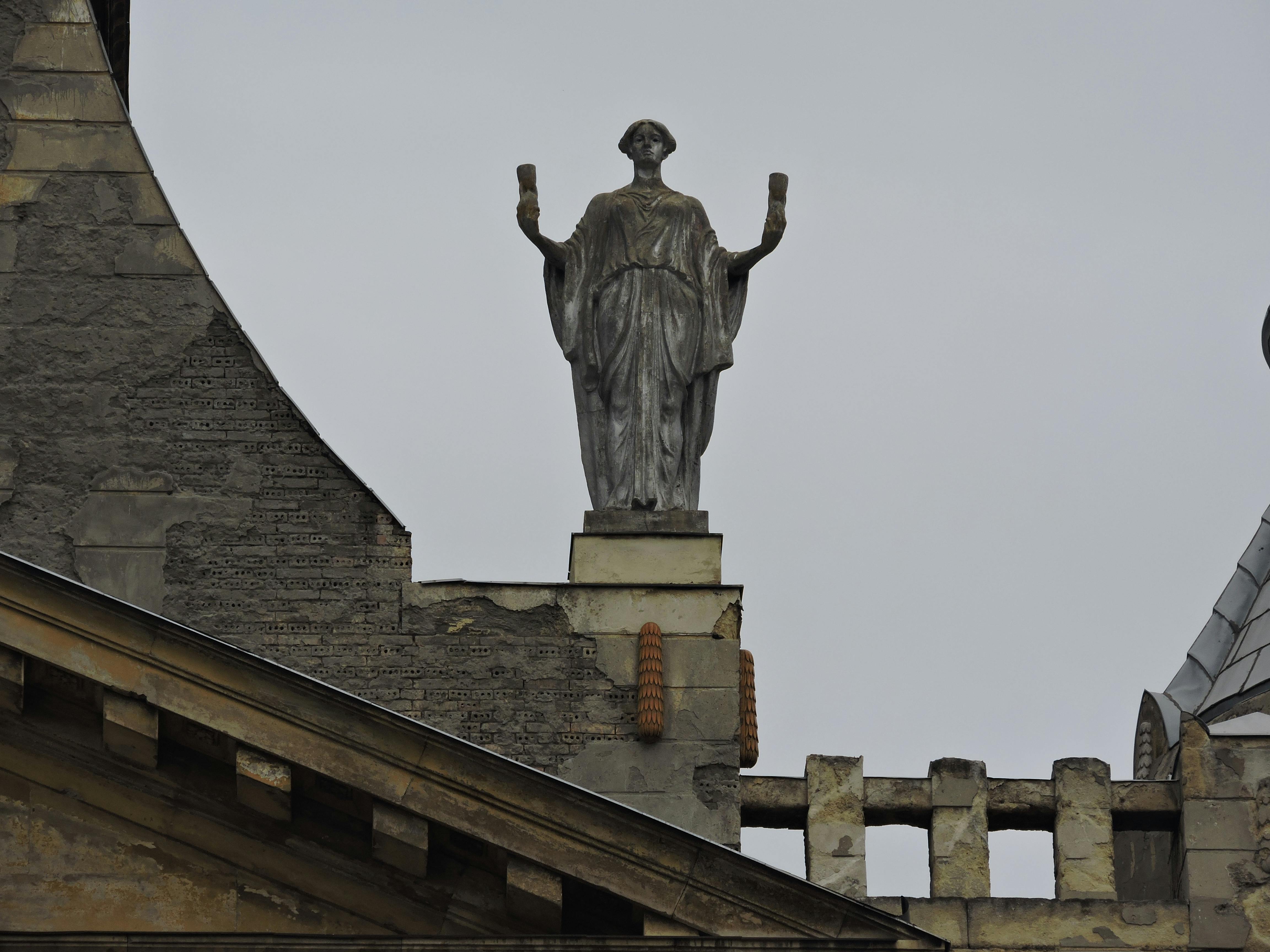 Sculpture on Rooftop · Free Stock Photo