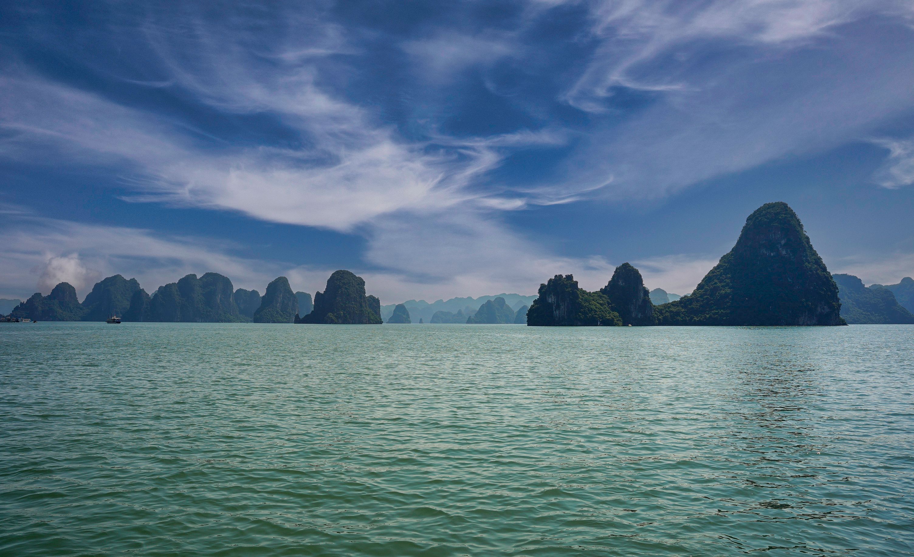 Islands on Sea Shore · Free Stock Photo