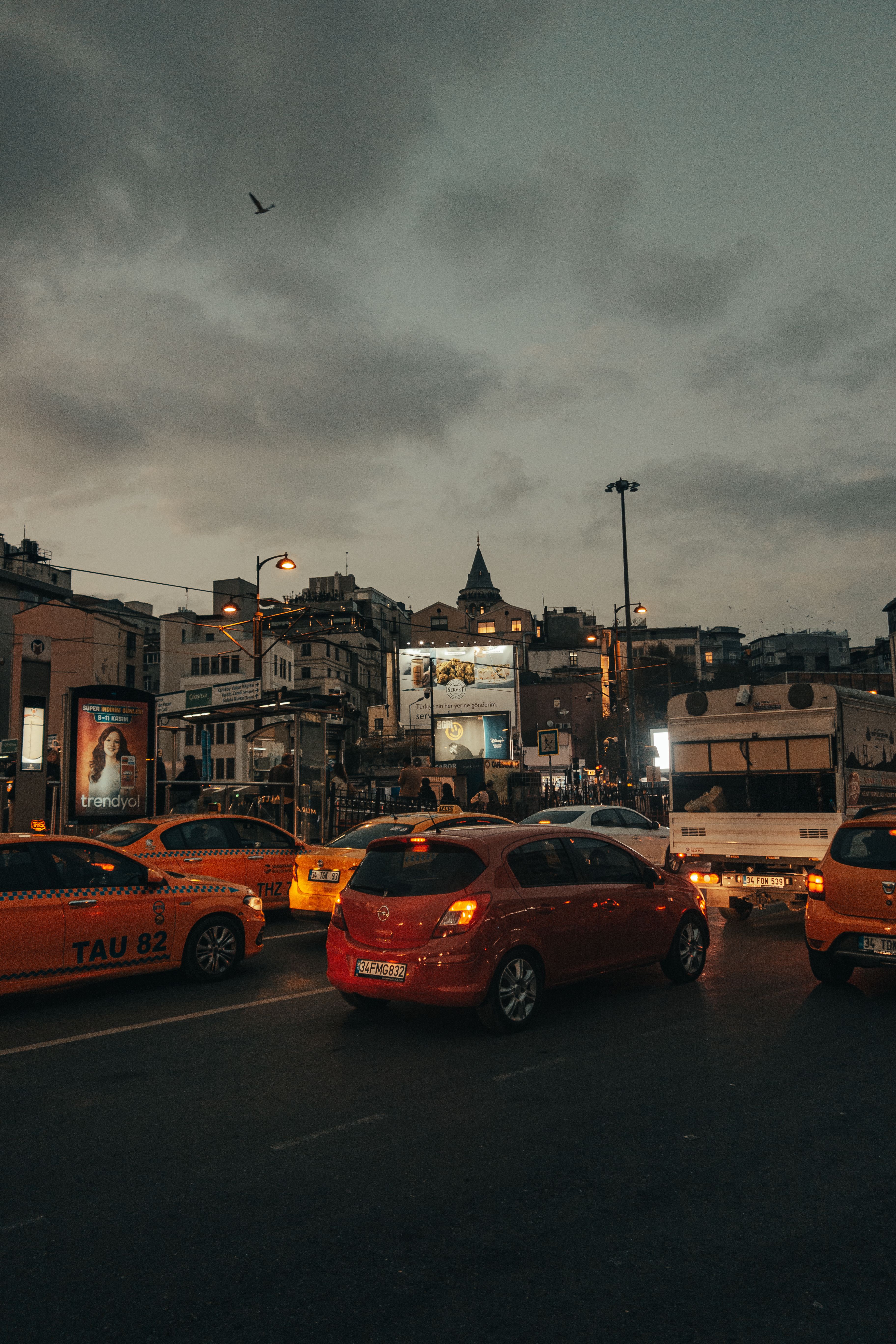 Highway Traffic in Istanbul City at Dusk · Free Stock Photo