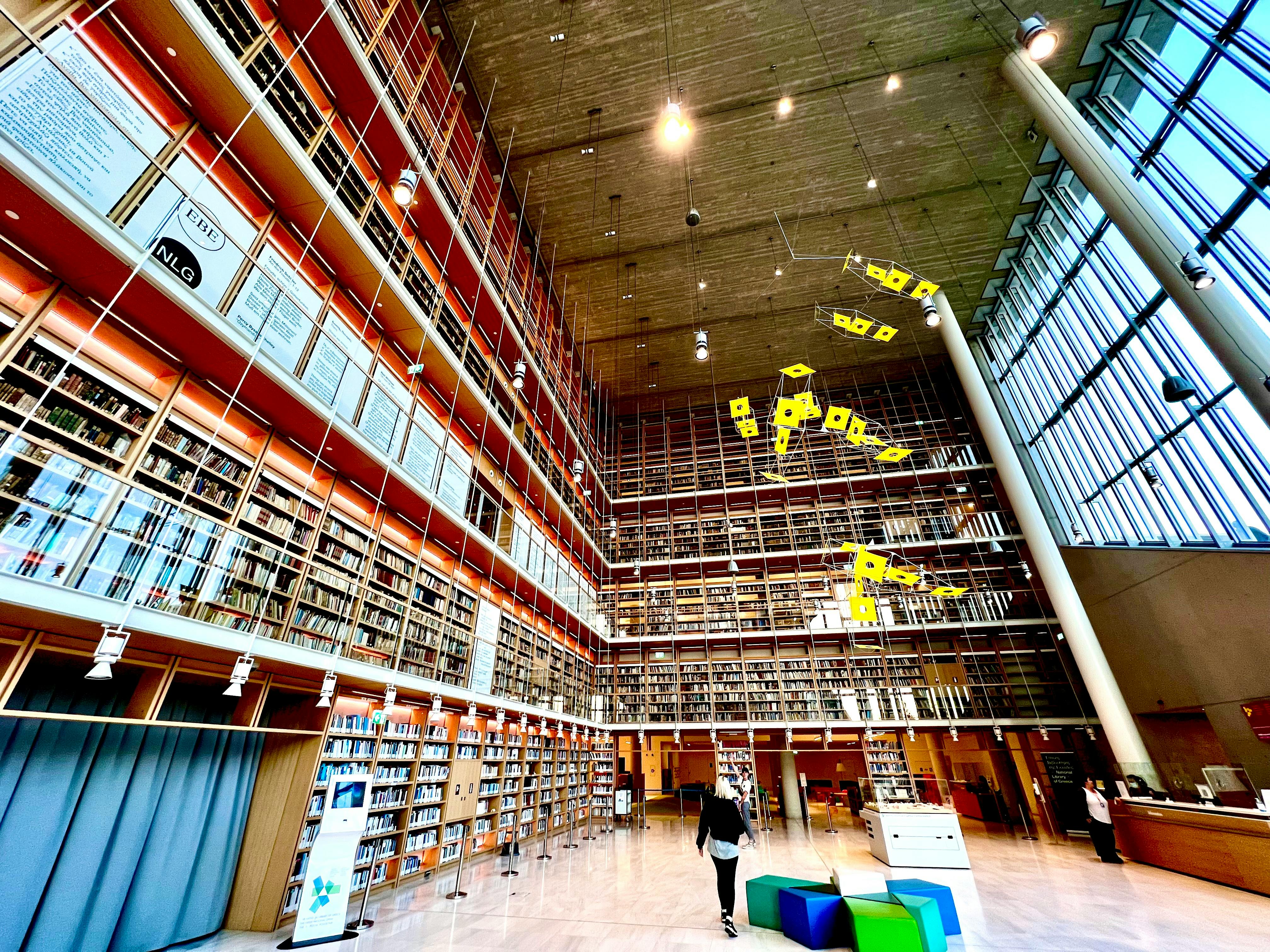 A Huge Library Building · Free Stock Photo