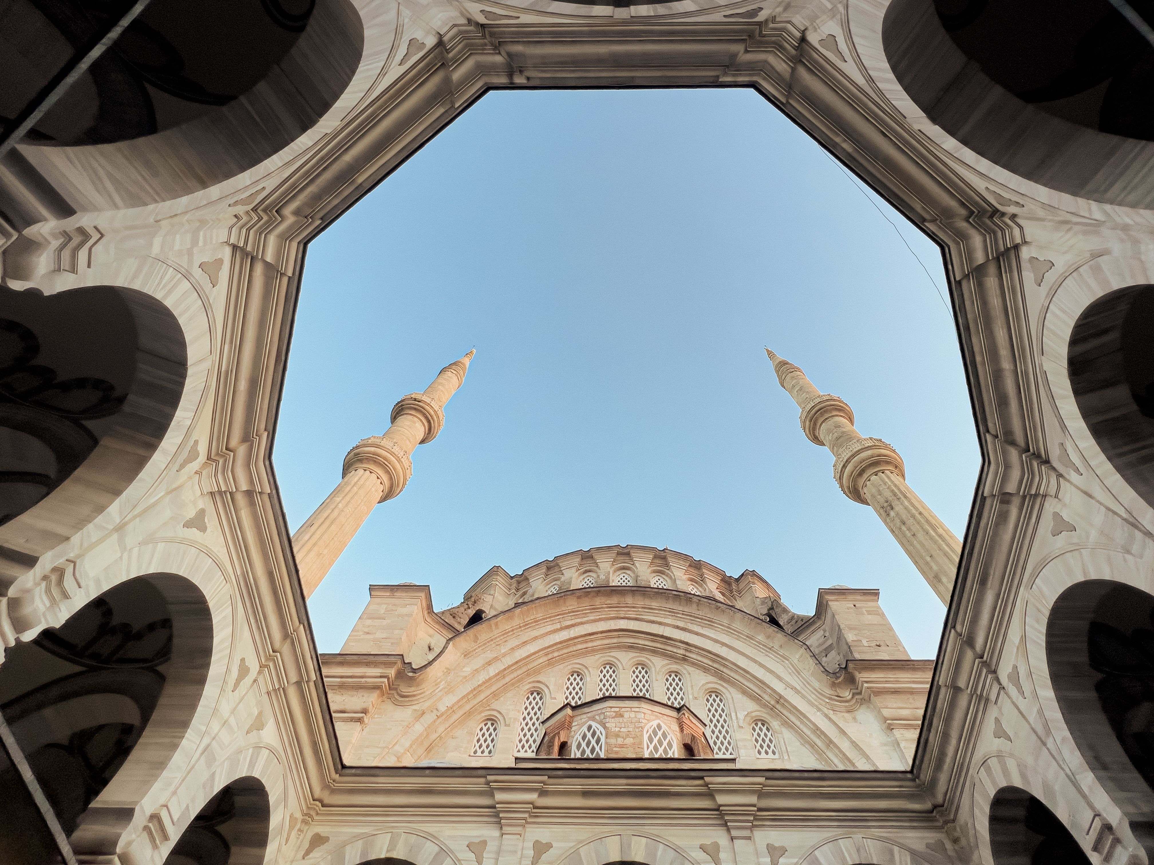 Low Angle Shot of Khartoum Grand Mosque · Free Stock Photo