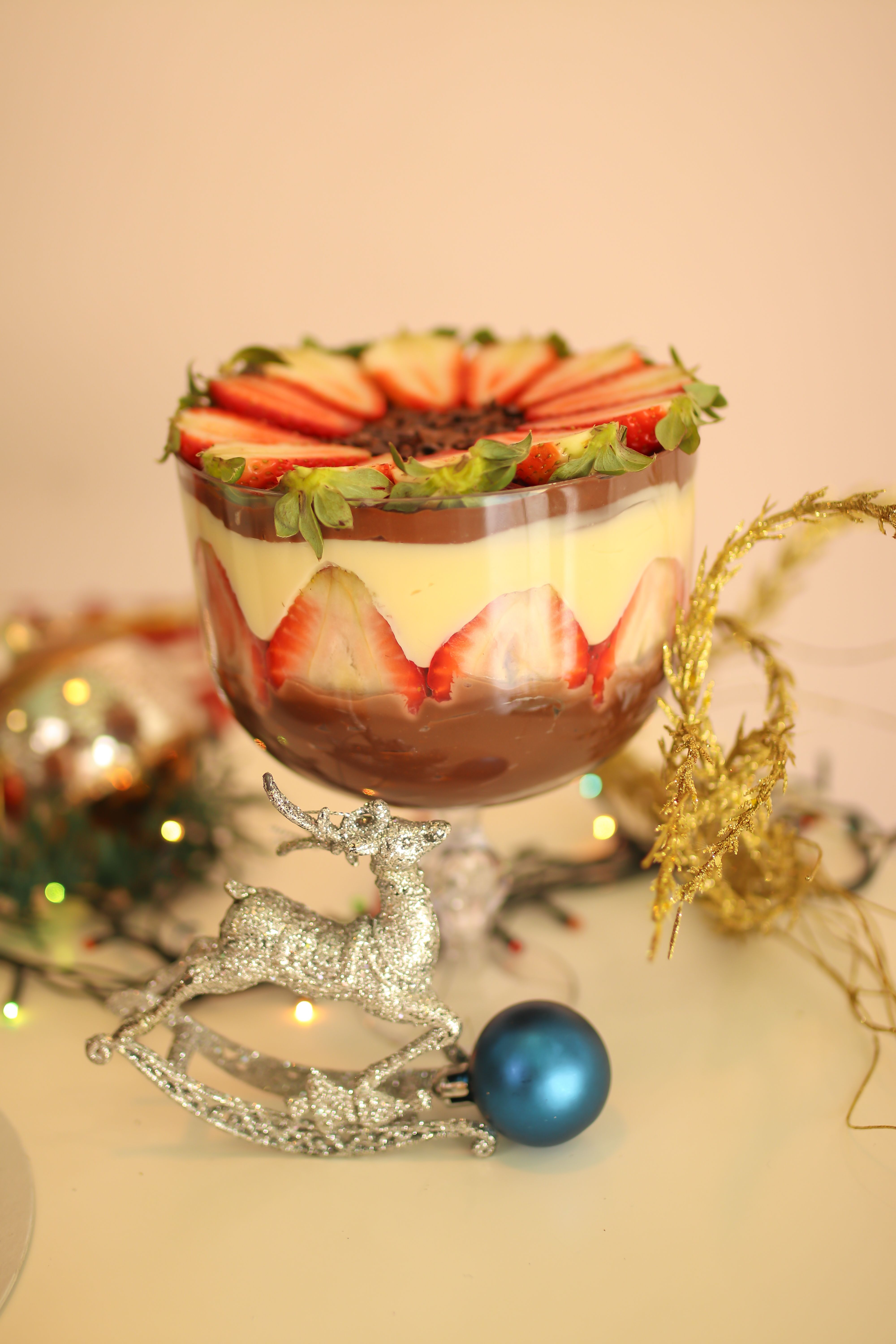 Strawberry Trifle Photos, Download The BEST Free Strawberry Trifle ...