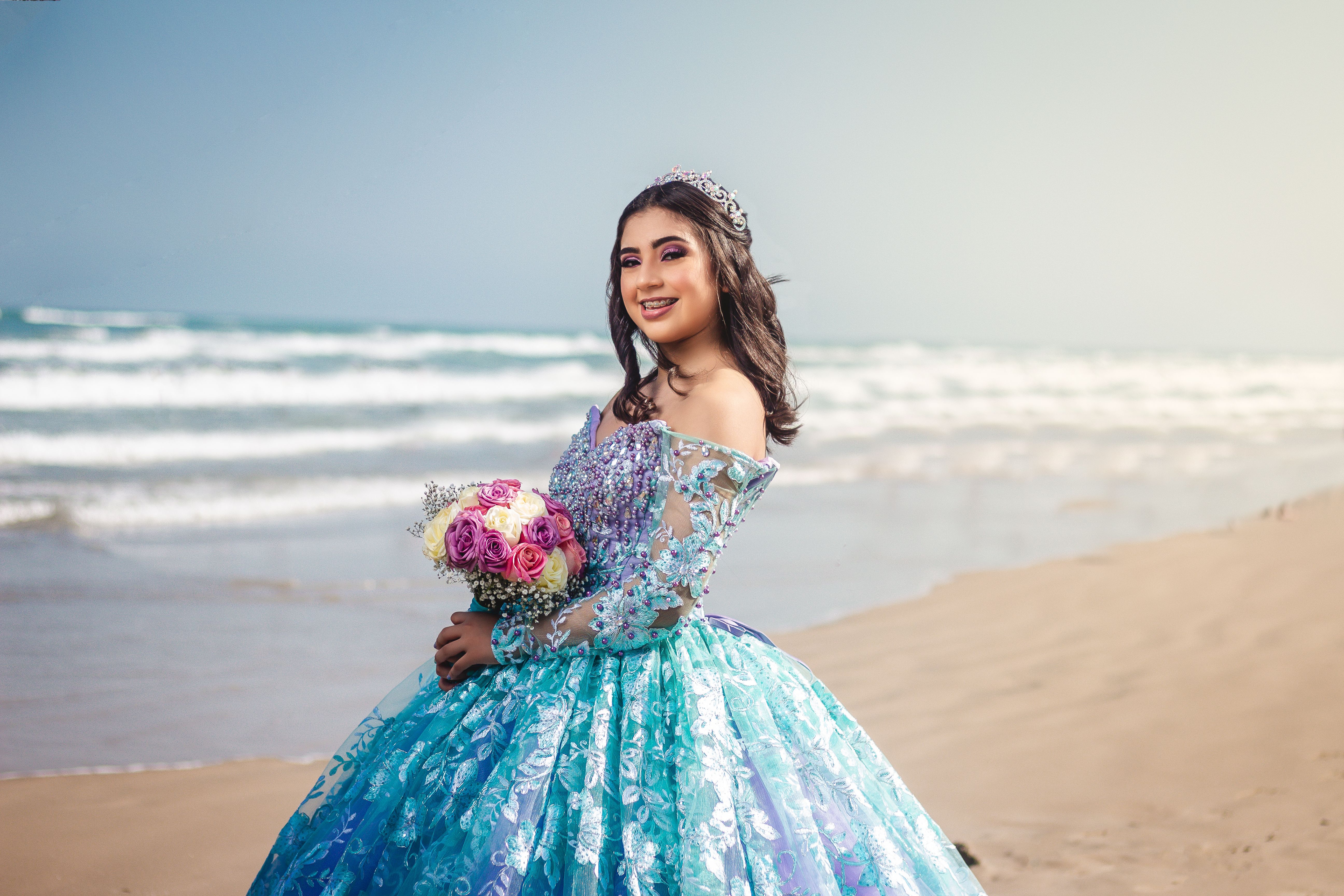Teen Girl Wearing Dress Photos, Download The BEST Free Teen Girl ...