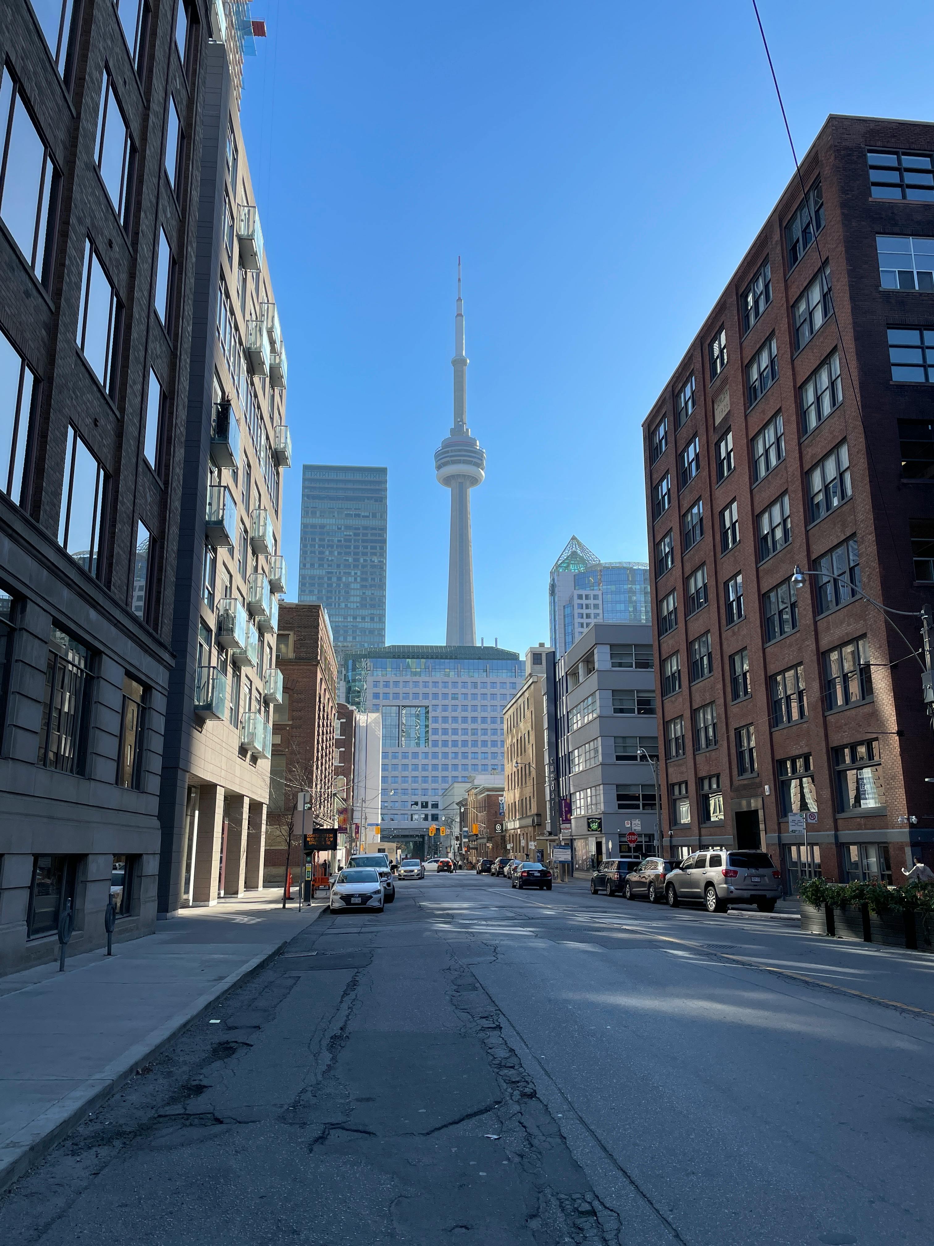 Street in Downtown · Free Stock Photo