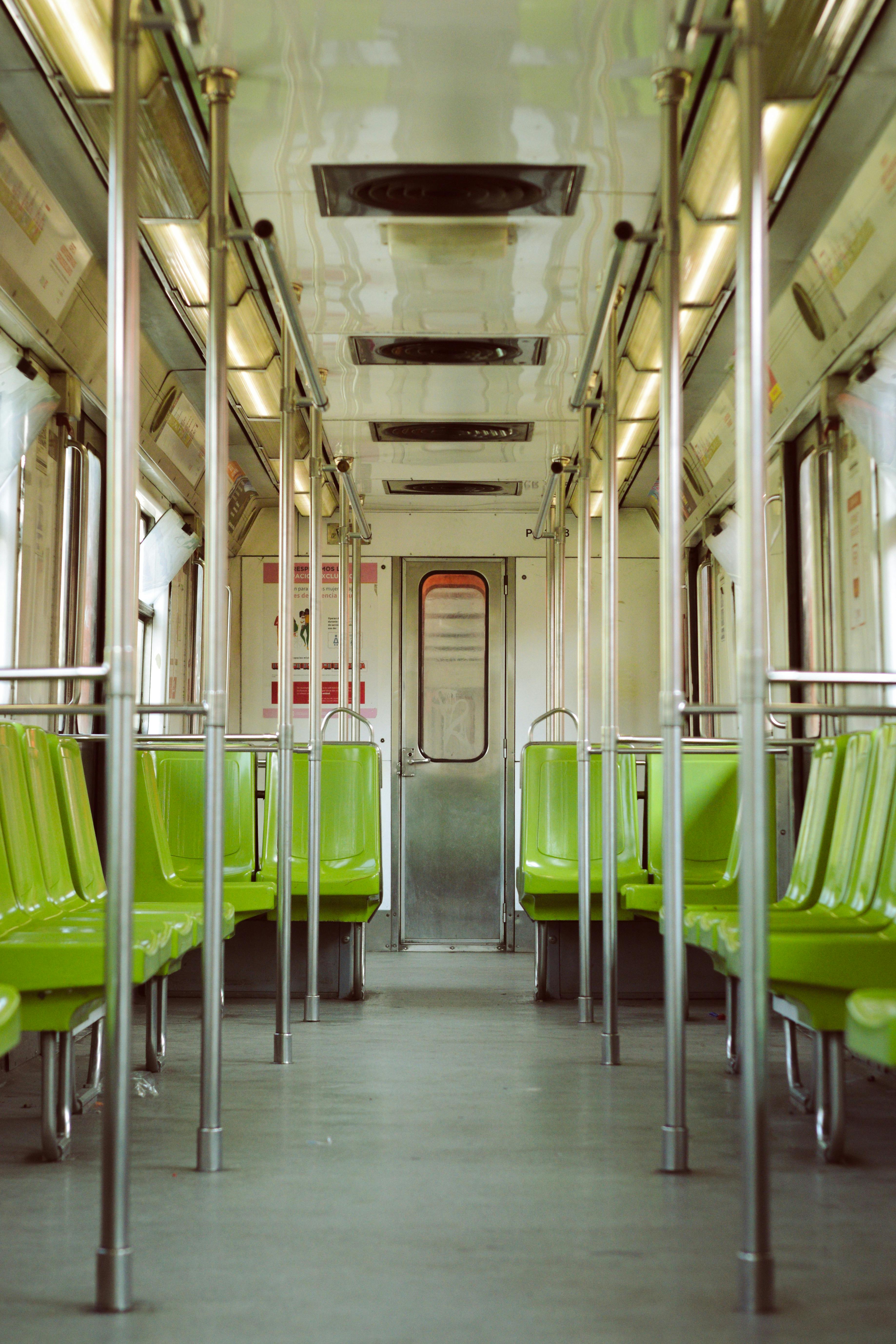 Metro Train Photos, Download The BEST Free Metro Train Stock Photos ...