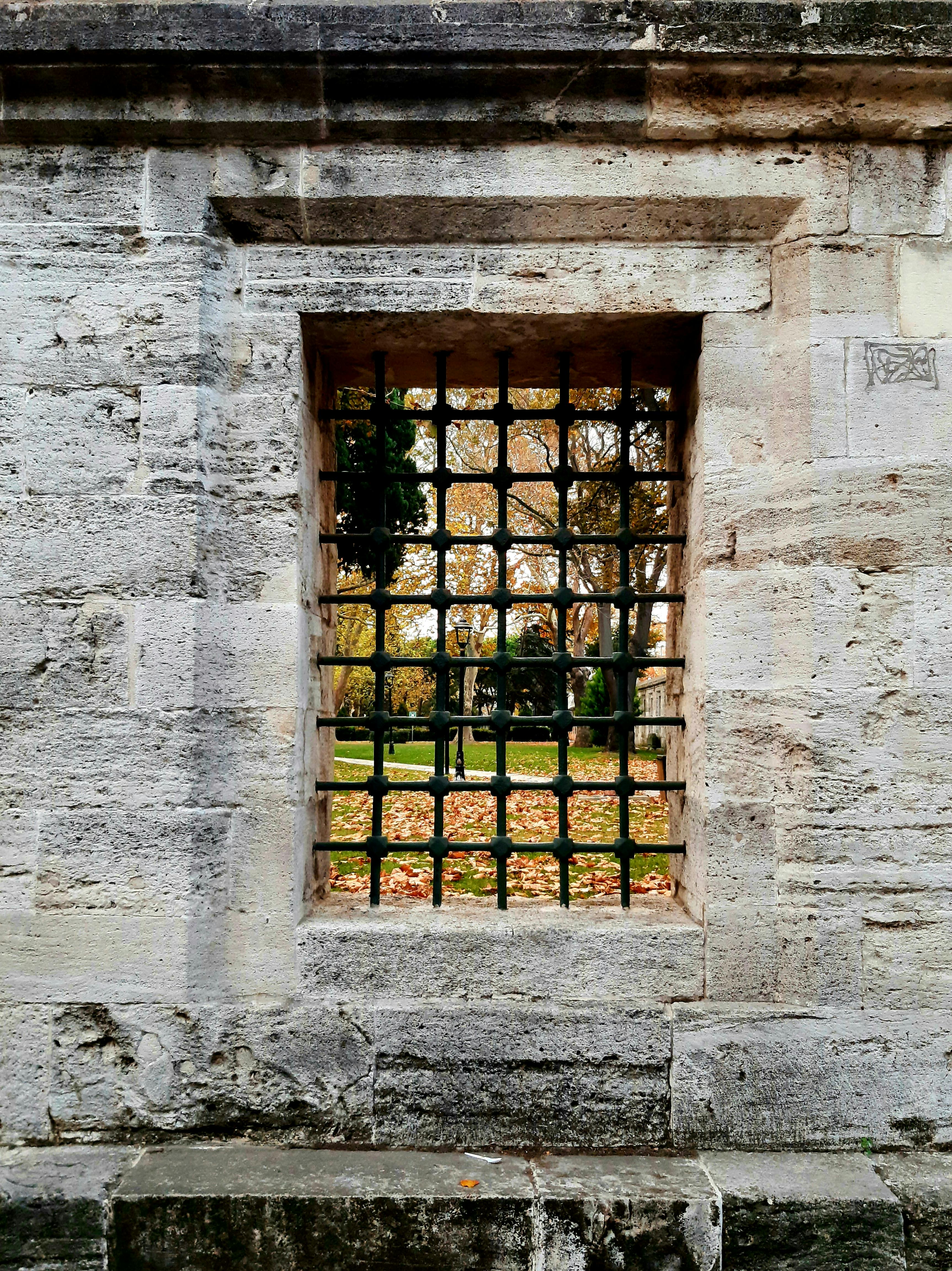 Perimeter Wall Constuction Photos, Download The BEST Free Perimeter ...