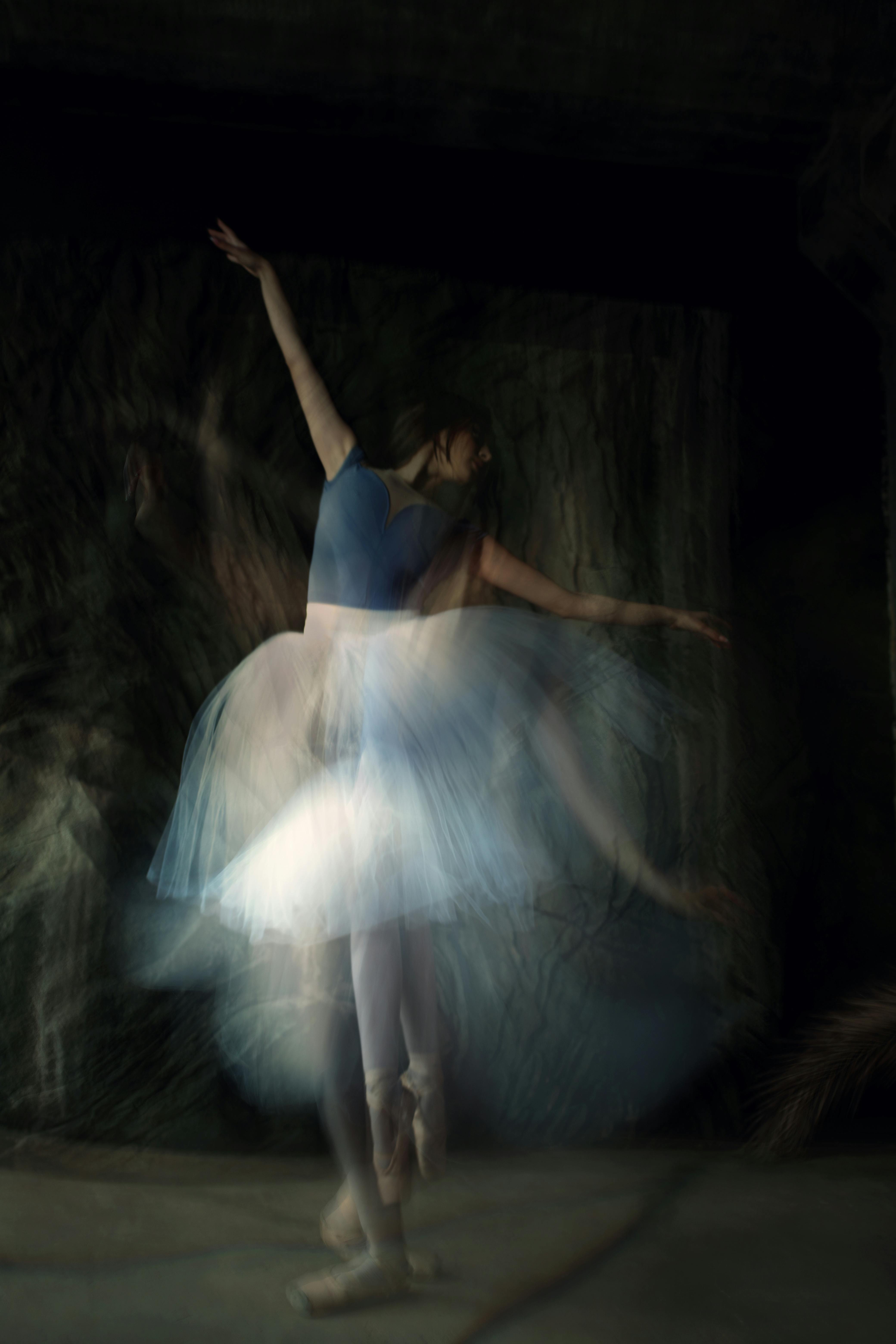 Dark Pdp Photos, Download Free Dark Pdp Stock Photos & HD Images