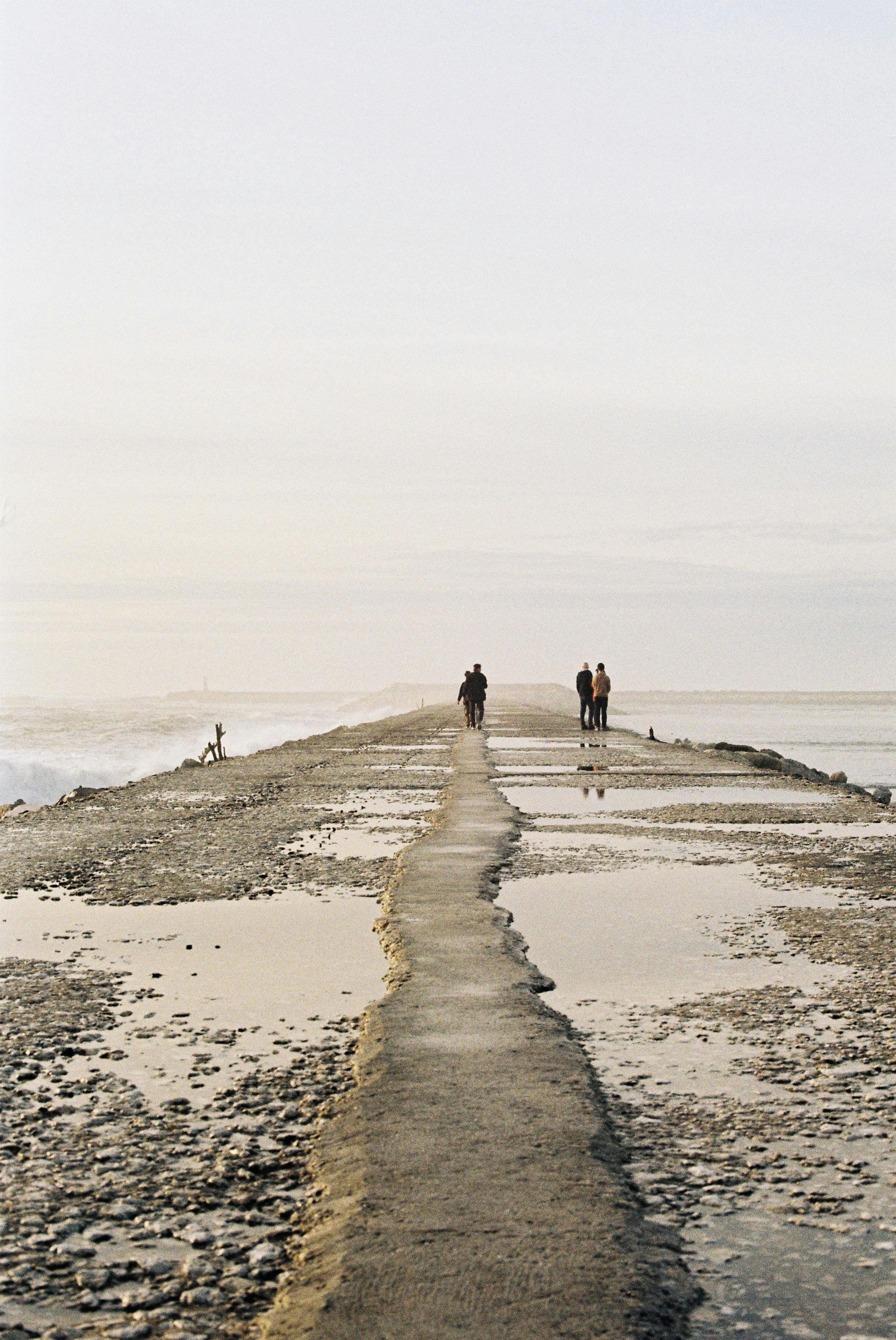 Walking Near Water Side Photos, Download Free Walking Near Water Side ...