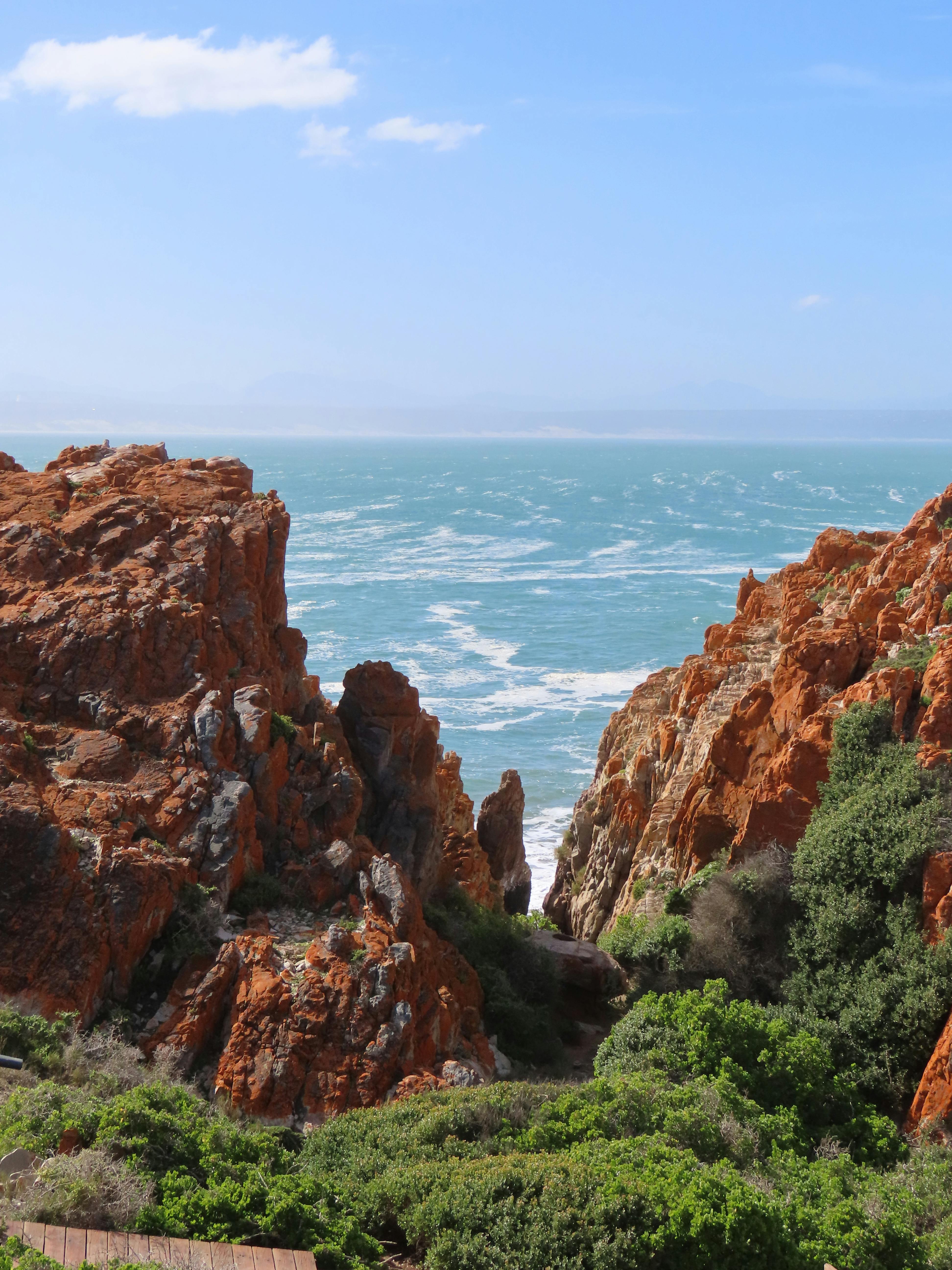 Irregular Cliff at the Sea · Free Stock Photo