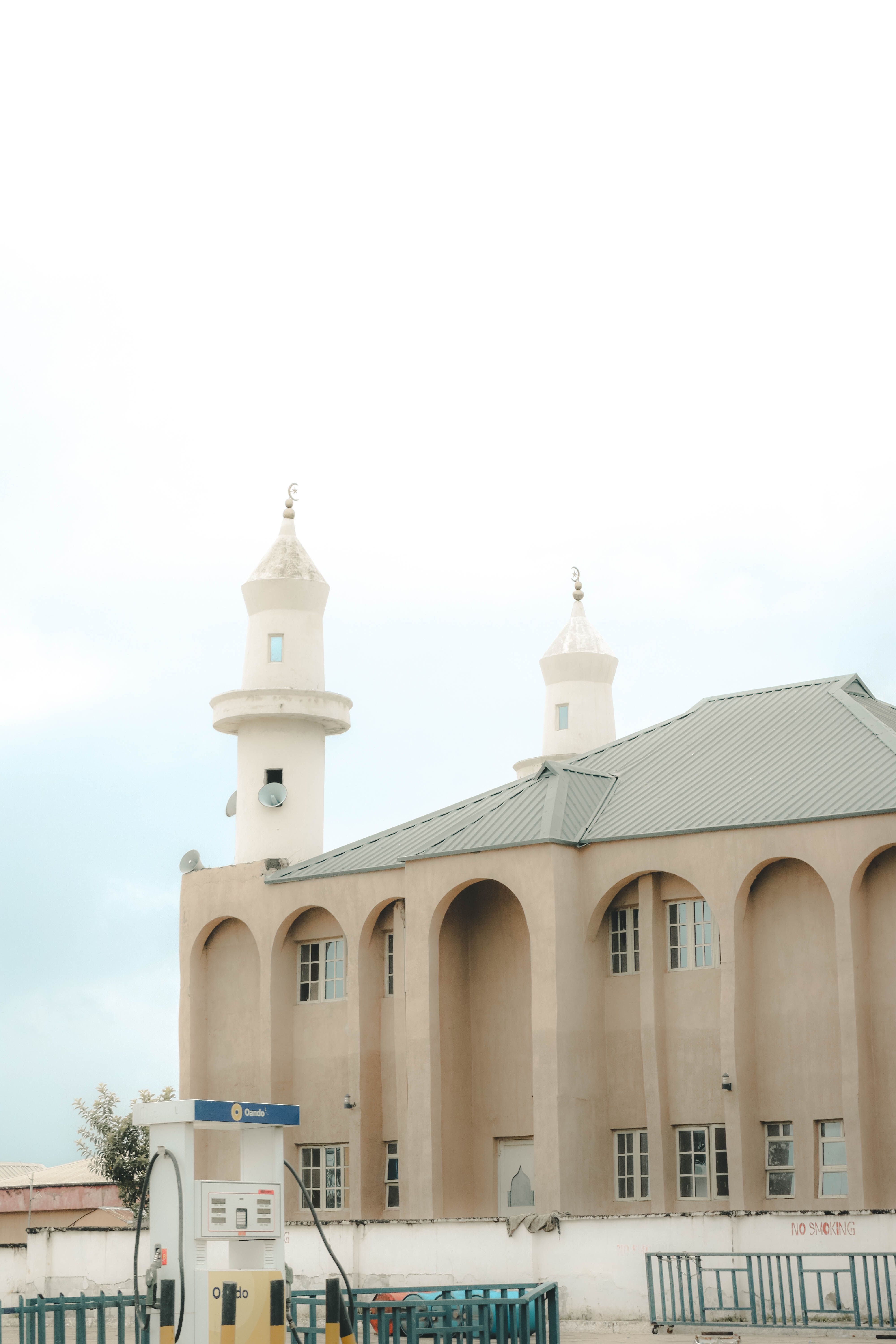 Exterior of a Mosque · Free Stock Photo