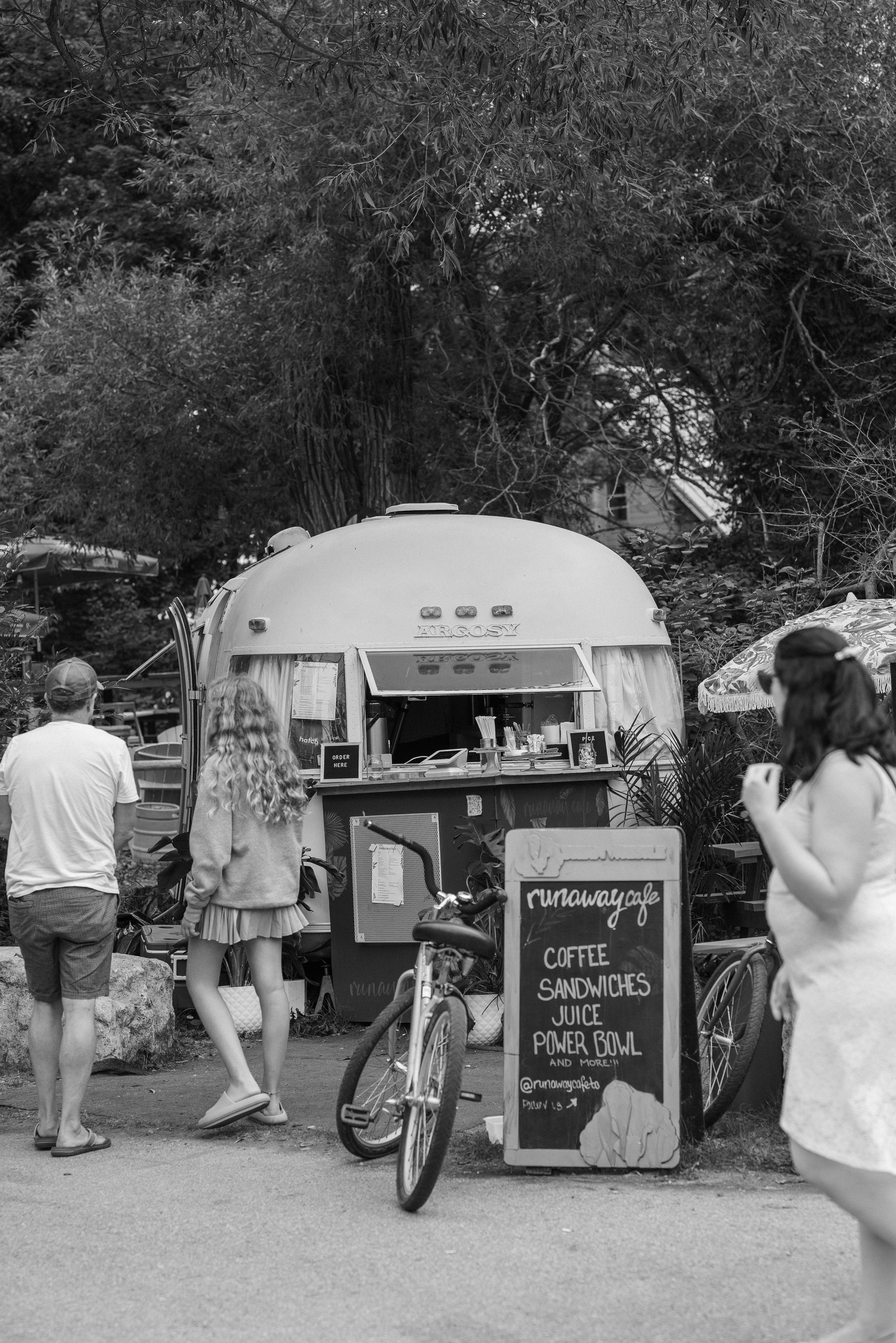 Cafe On Wheels Photos, Download The BEST Free Cafe On Wheels Stock ...