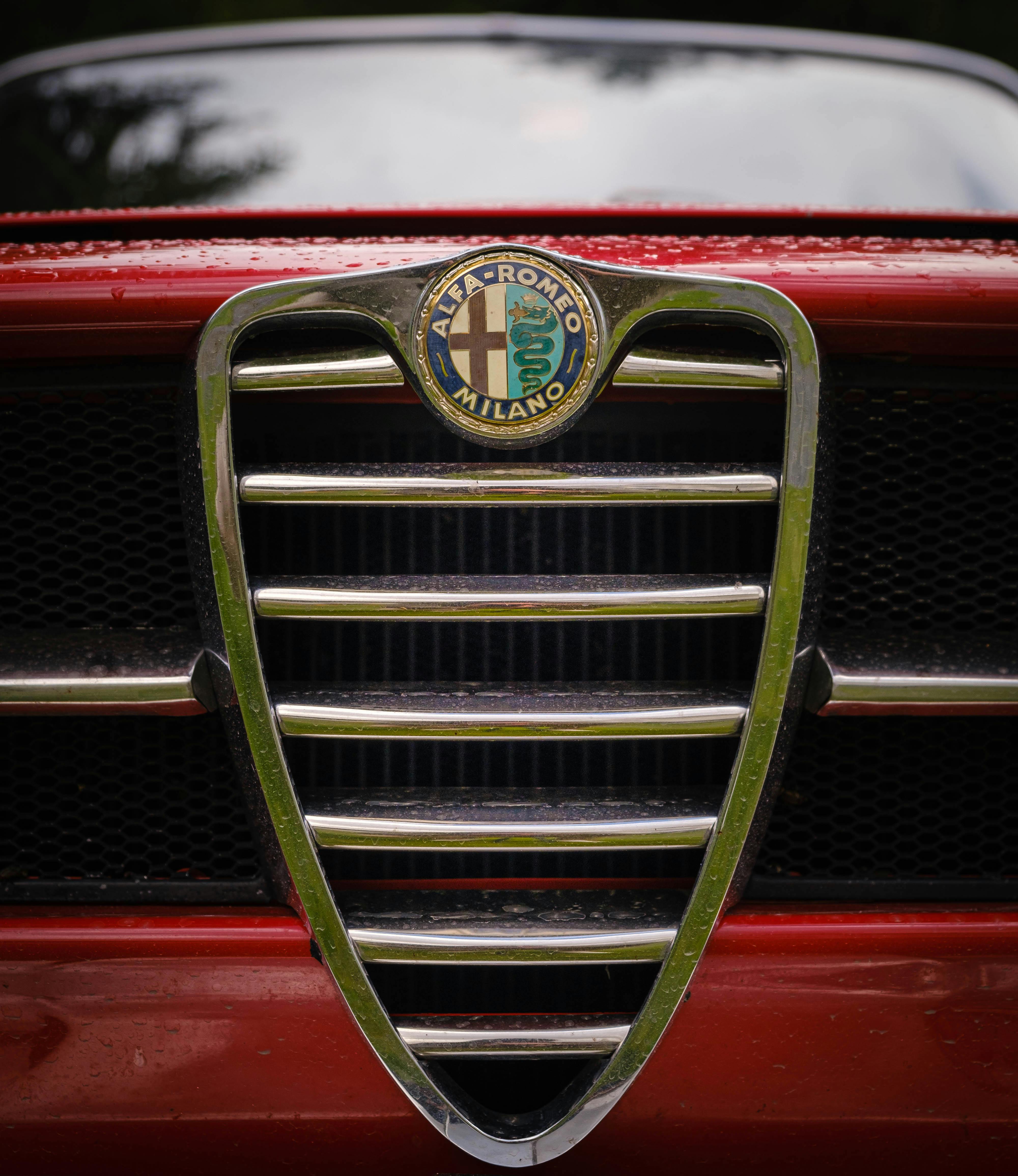 Close-up of the Grill of an Alfa-Romeo Vehicle · Free Stock Photo