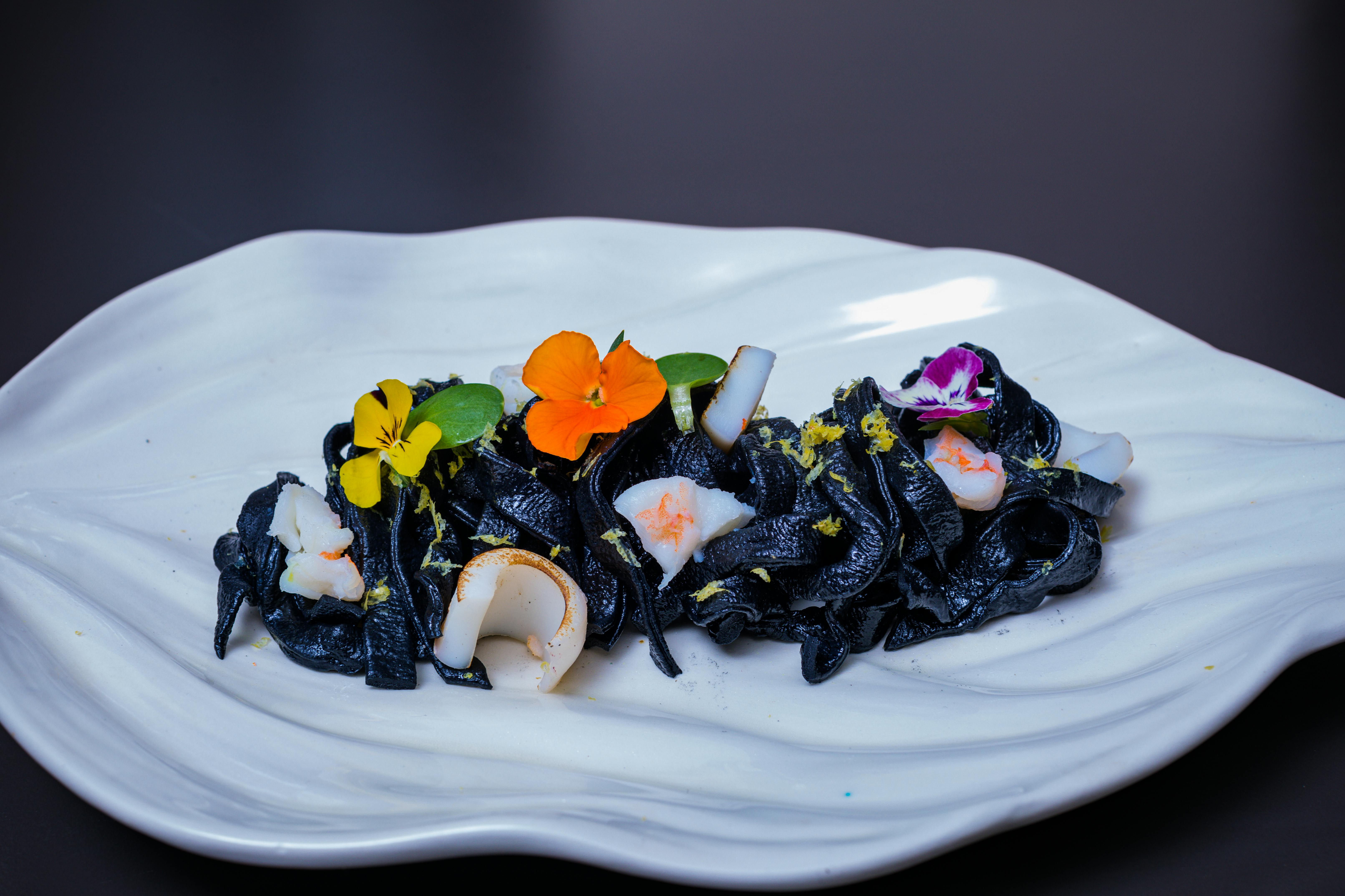 Black Pasta Photos, Download The BEST Free Black Pasta Stock Photos ...