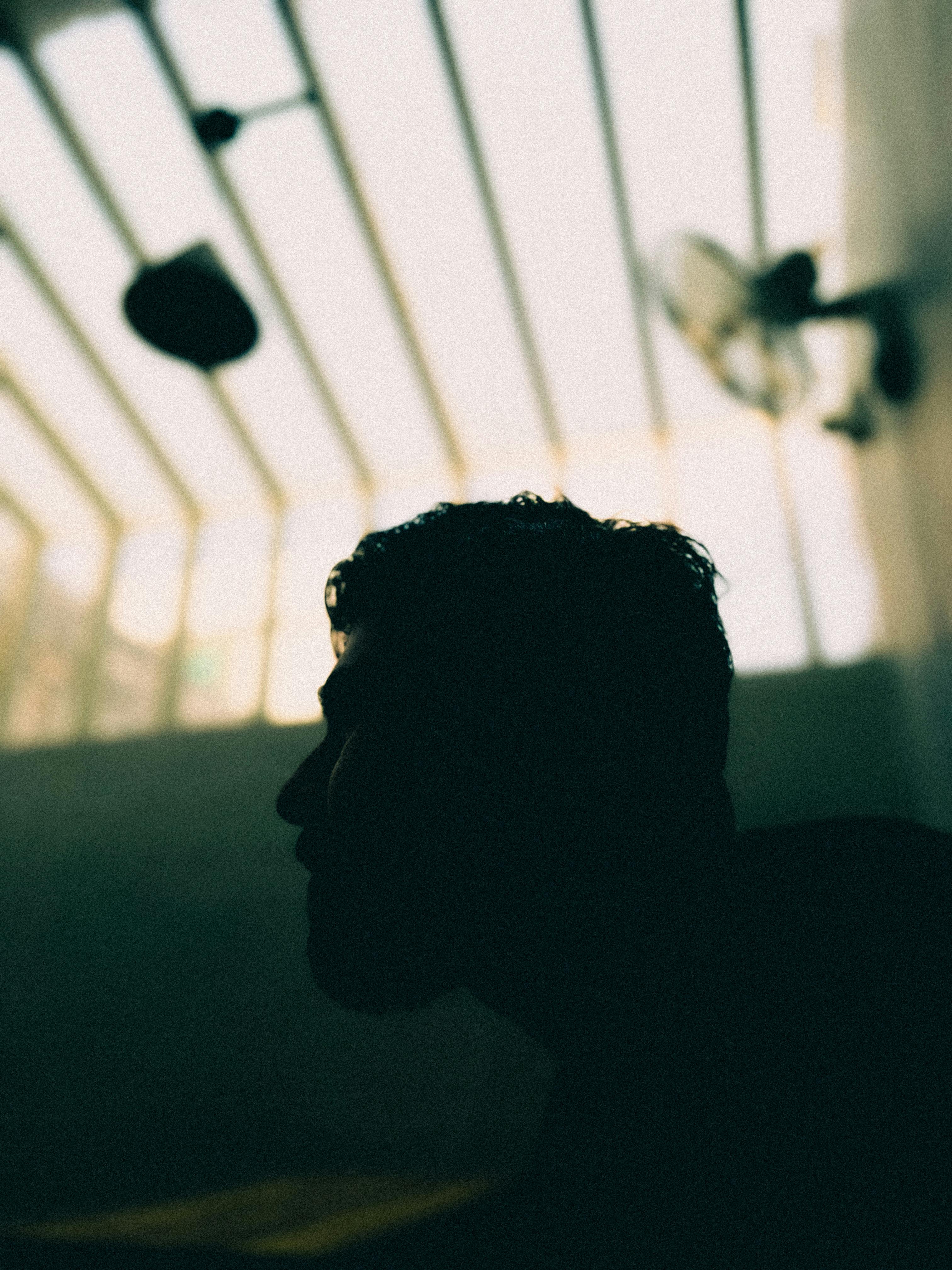 Hand Casting Shadow · Free Stock Photo