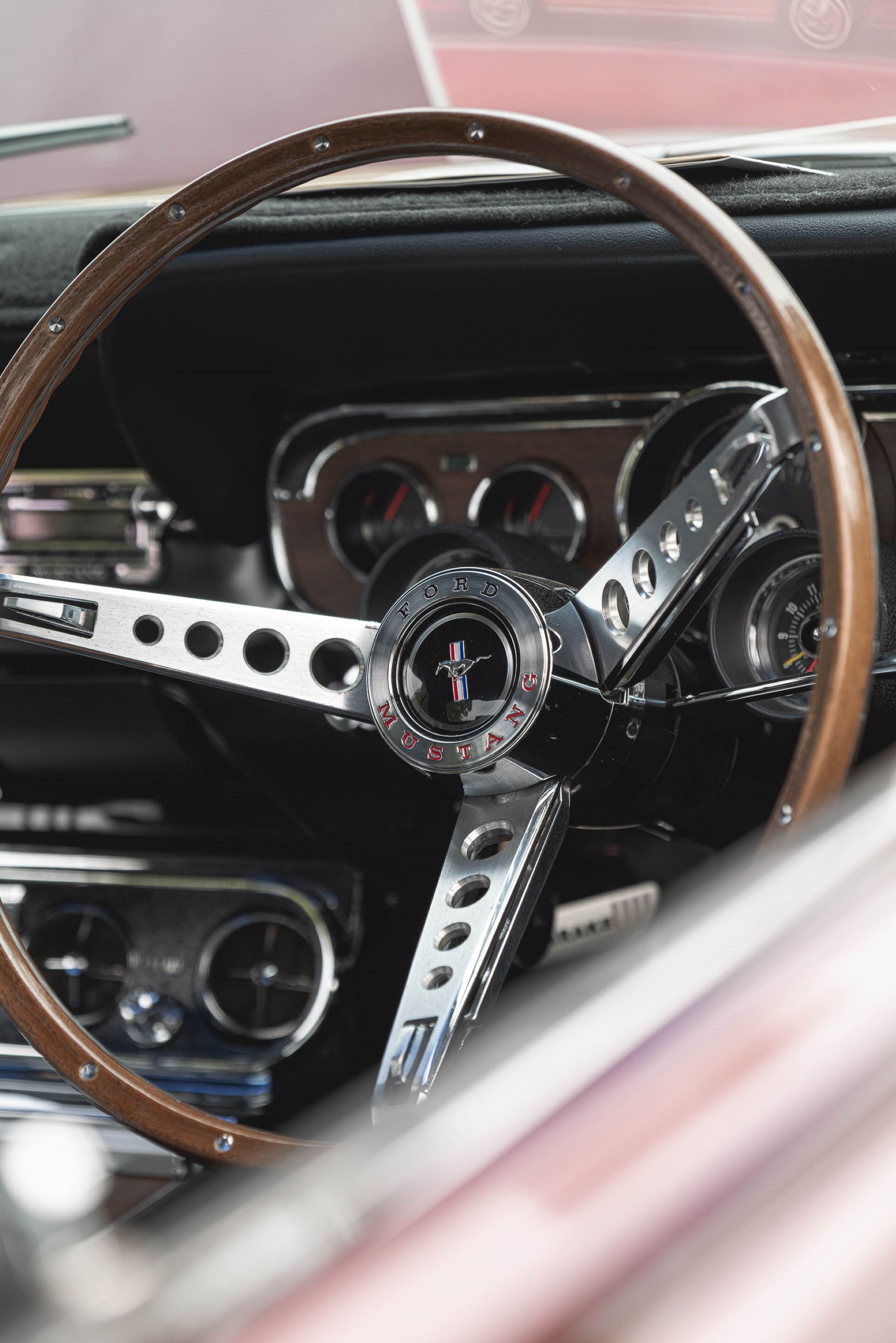 Close-Up Shot of a Steering Wheel · Free Stock Photo