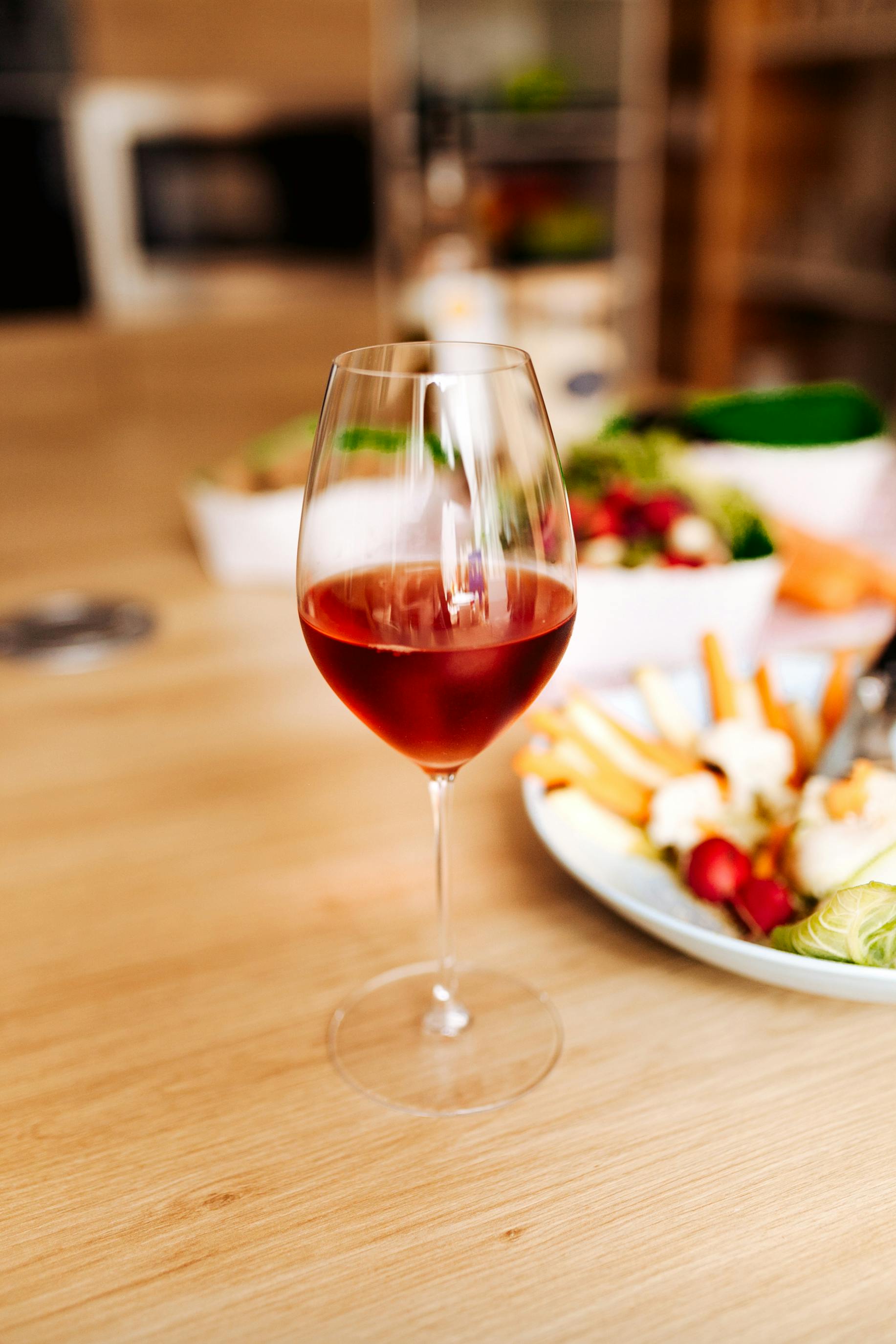 Selected Focus of Clear Wine Glass · Free Stock Photo