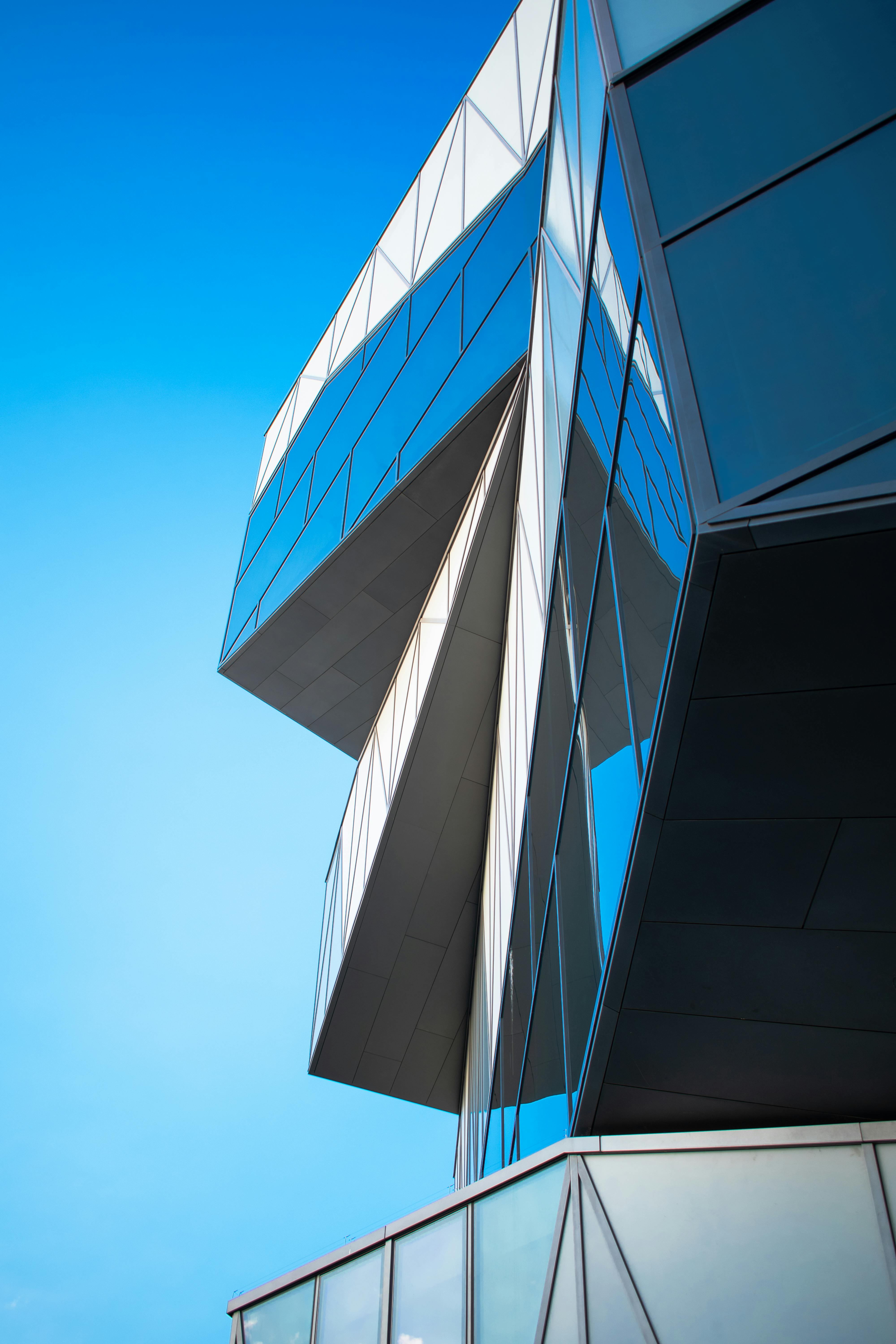 Low Angle Shot of the Experimenta Science Museum · Free Stock Photo