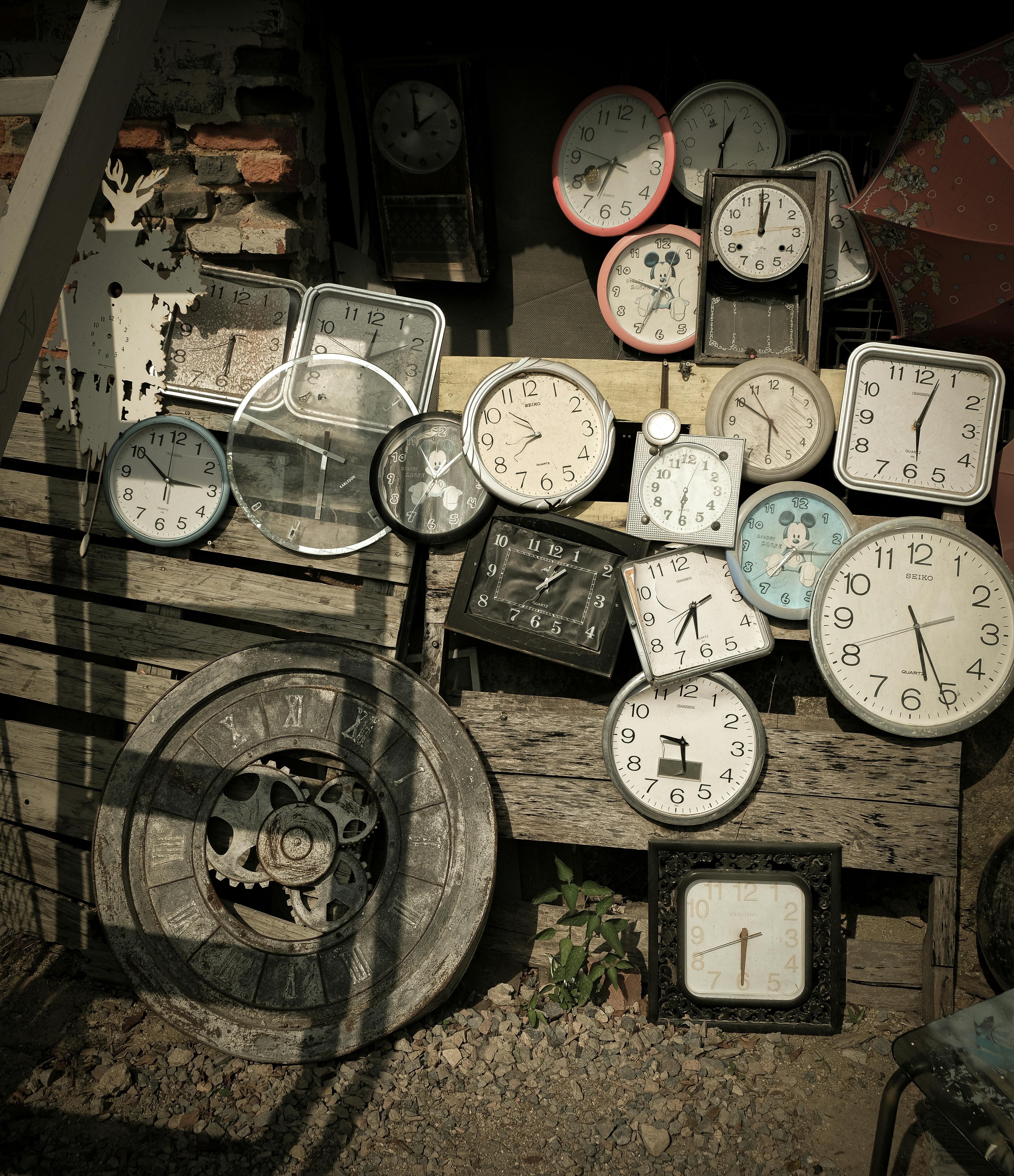 Collection of Clocks · Free Stock Photo
