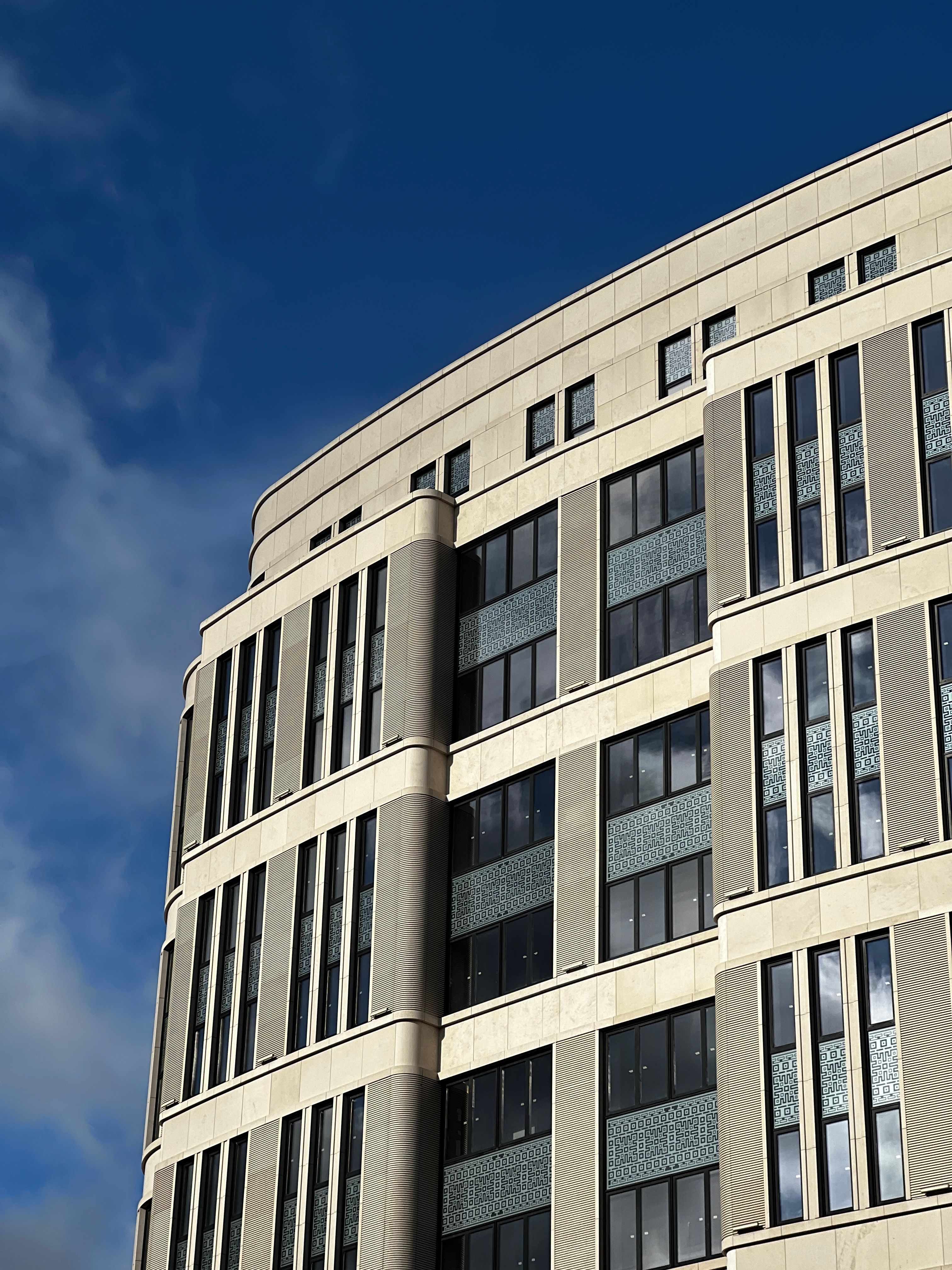 Modern City Building · Free Stock Photo