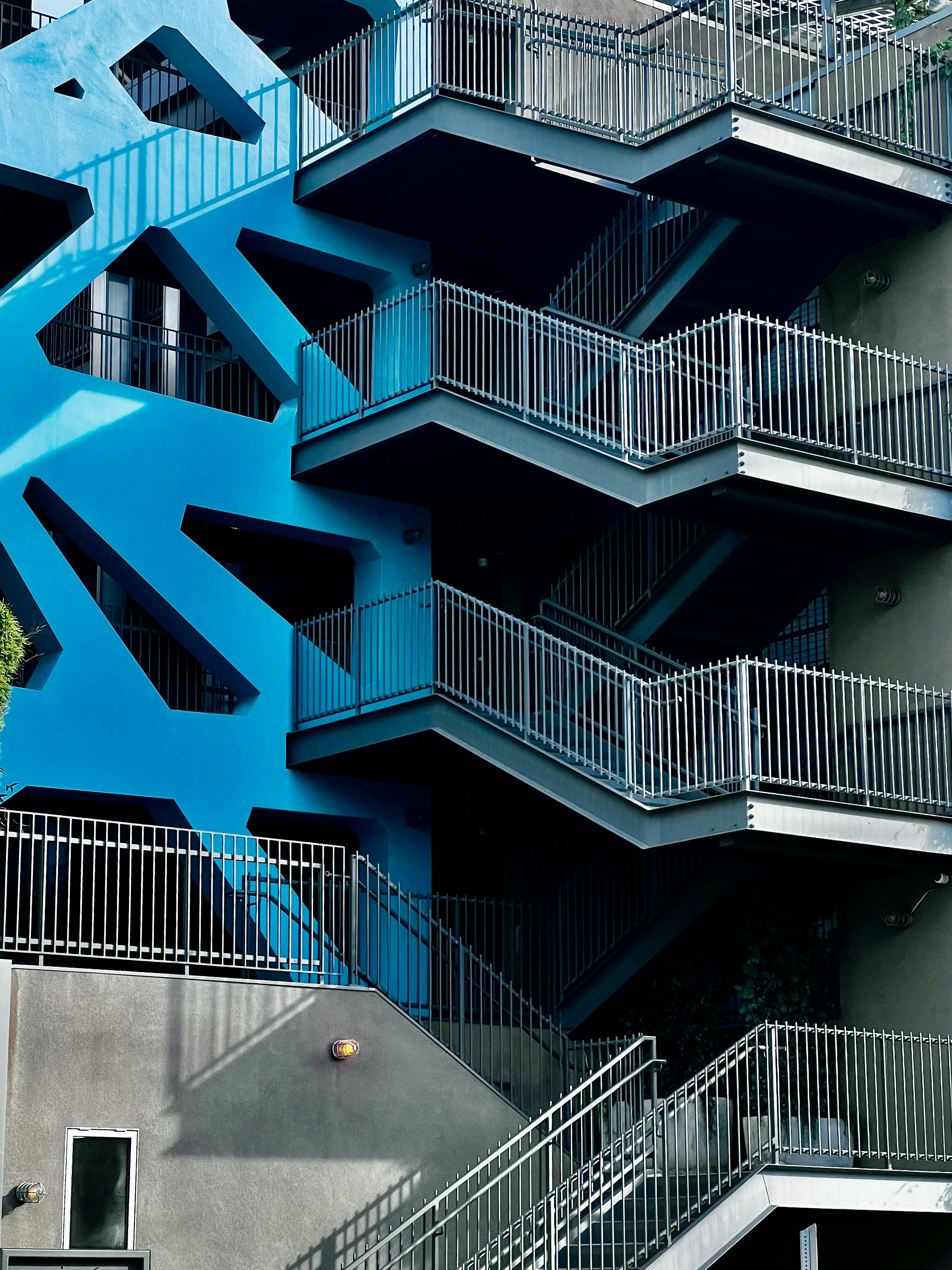 Exterior of a Building in a City · Free Stock Photo