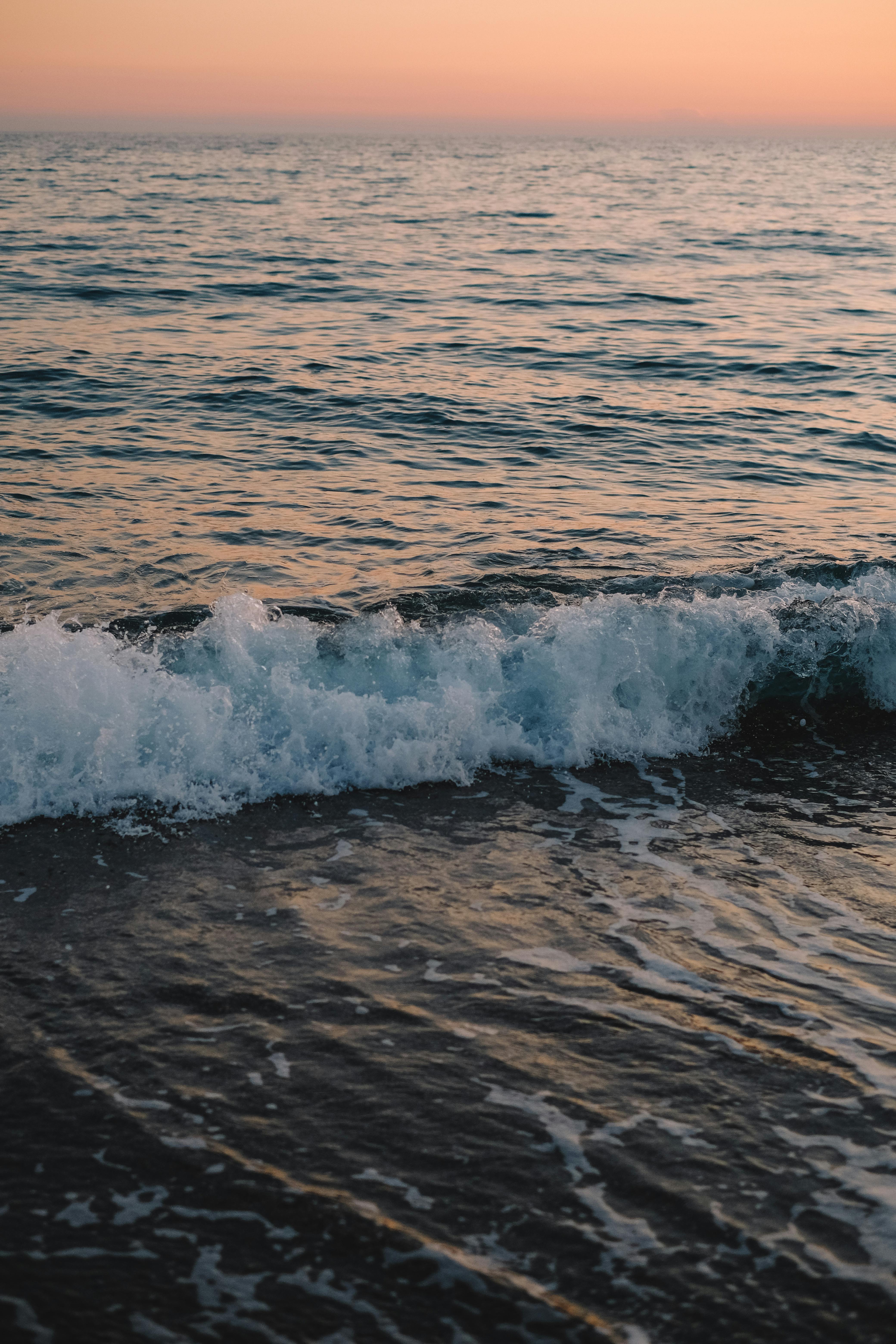 Photo of a Wave · Free Stock Photo