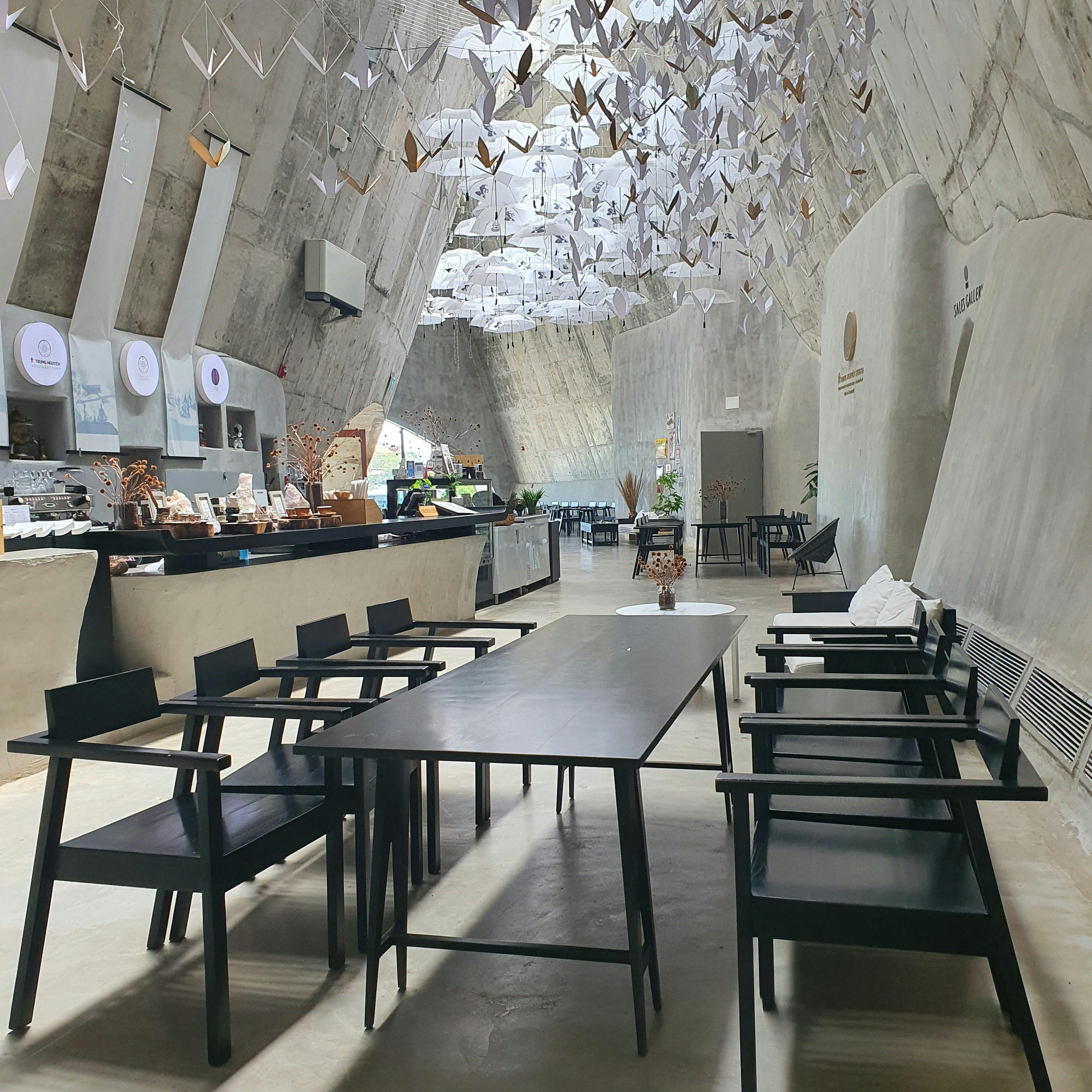 Modern Restaurant Interior Design · Free Stock Photo