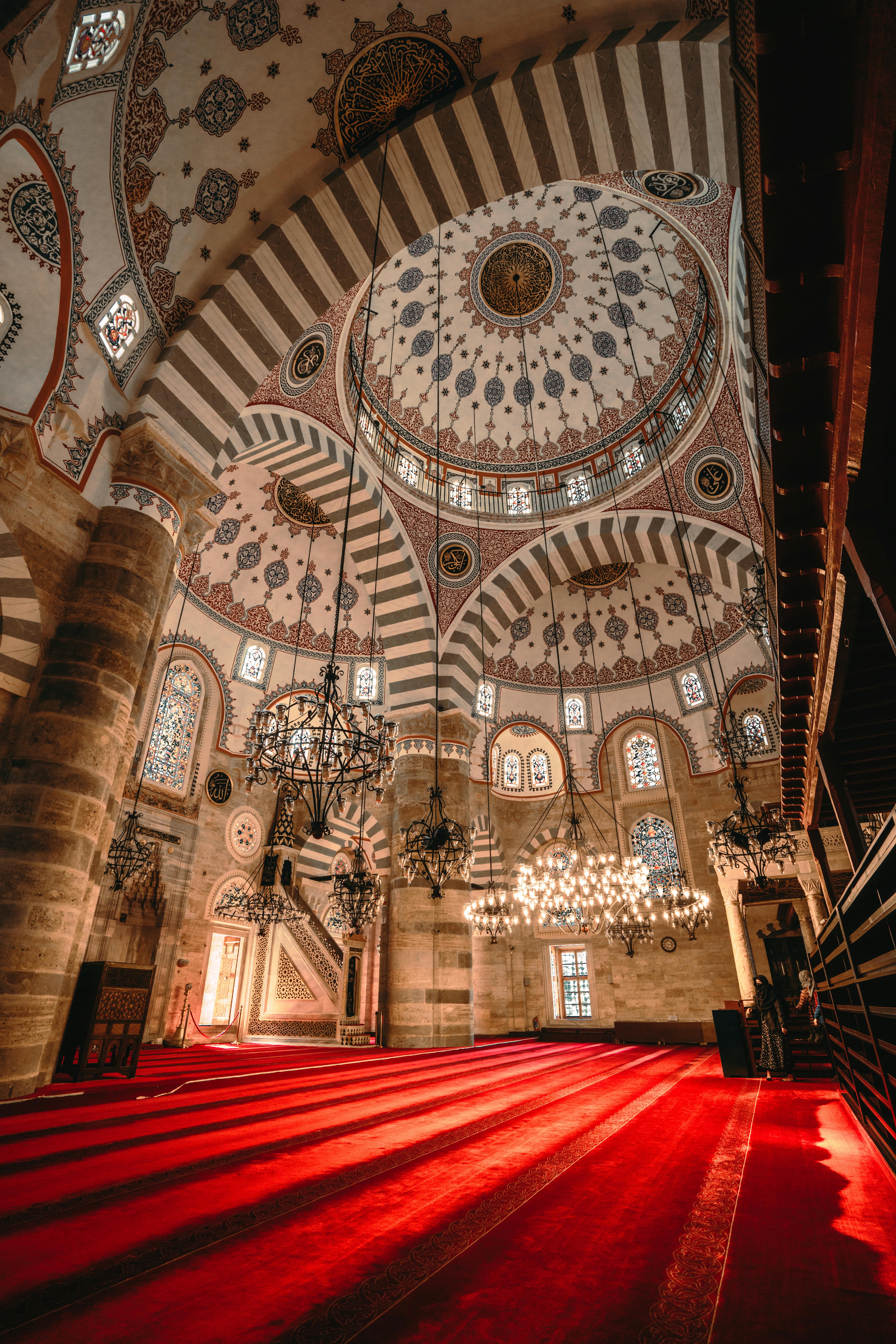 Ornamented Interior of Mosque · Free Stock Photo