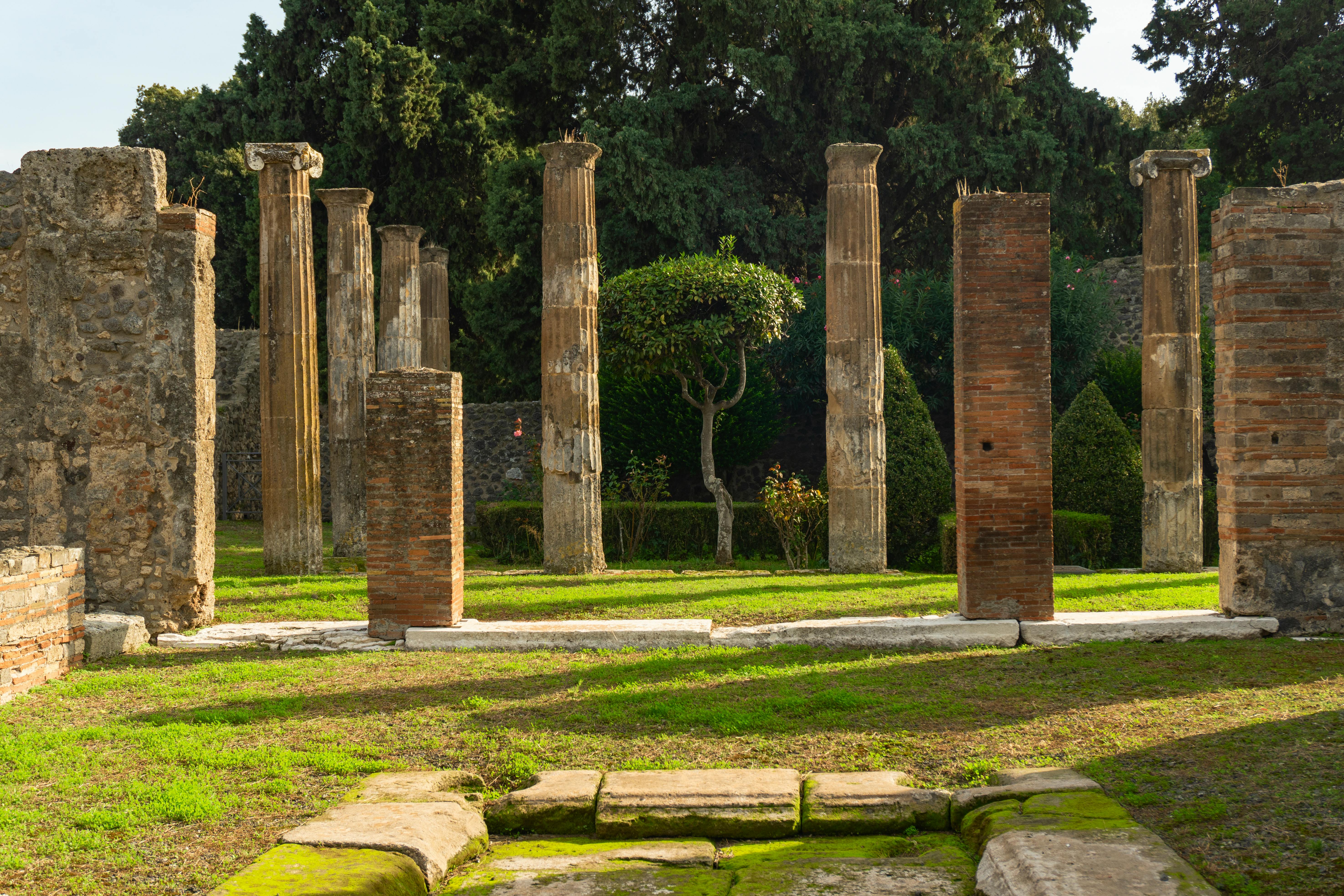 Garden with Ancient Columns · Free Stock Photo
