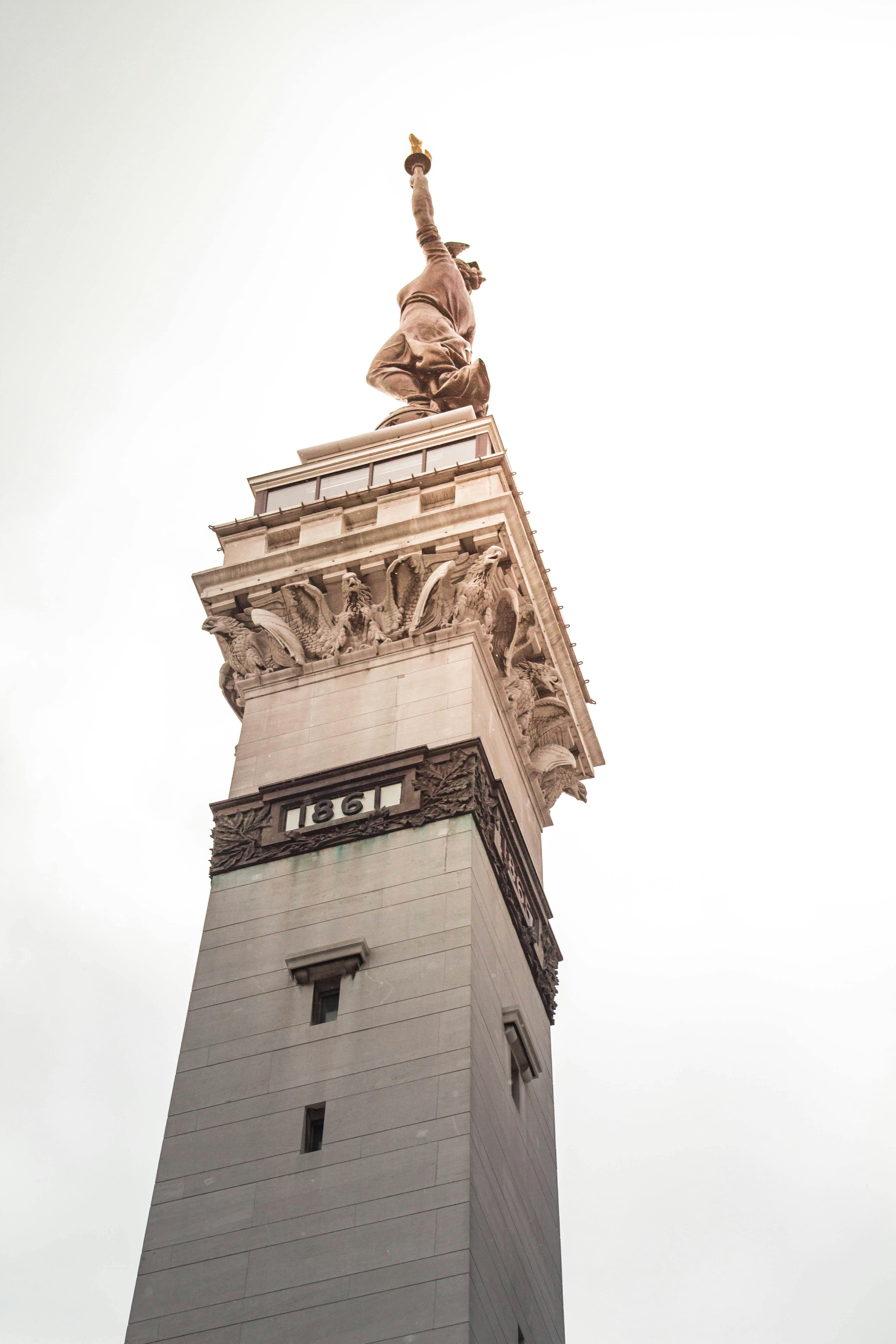 Soldiers and Sailors Monument Downtown Indianapolis Modern Architecture ...