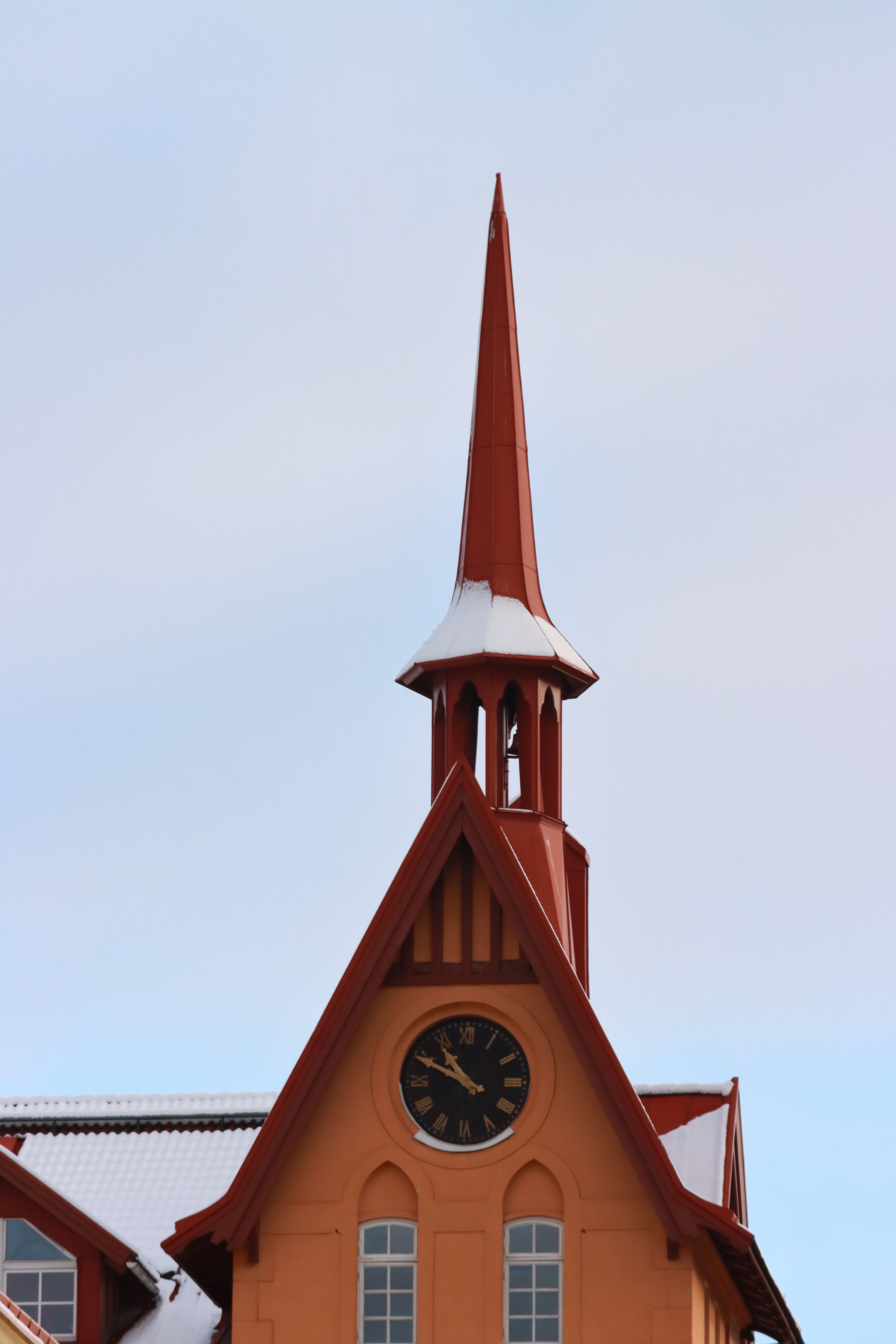 Clock on Church Tower · Free Stock Photo